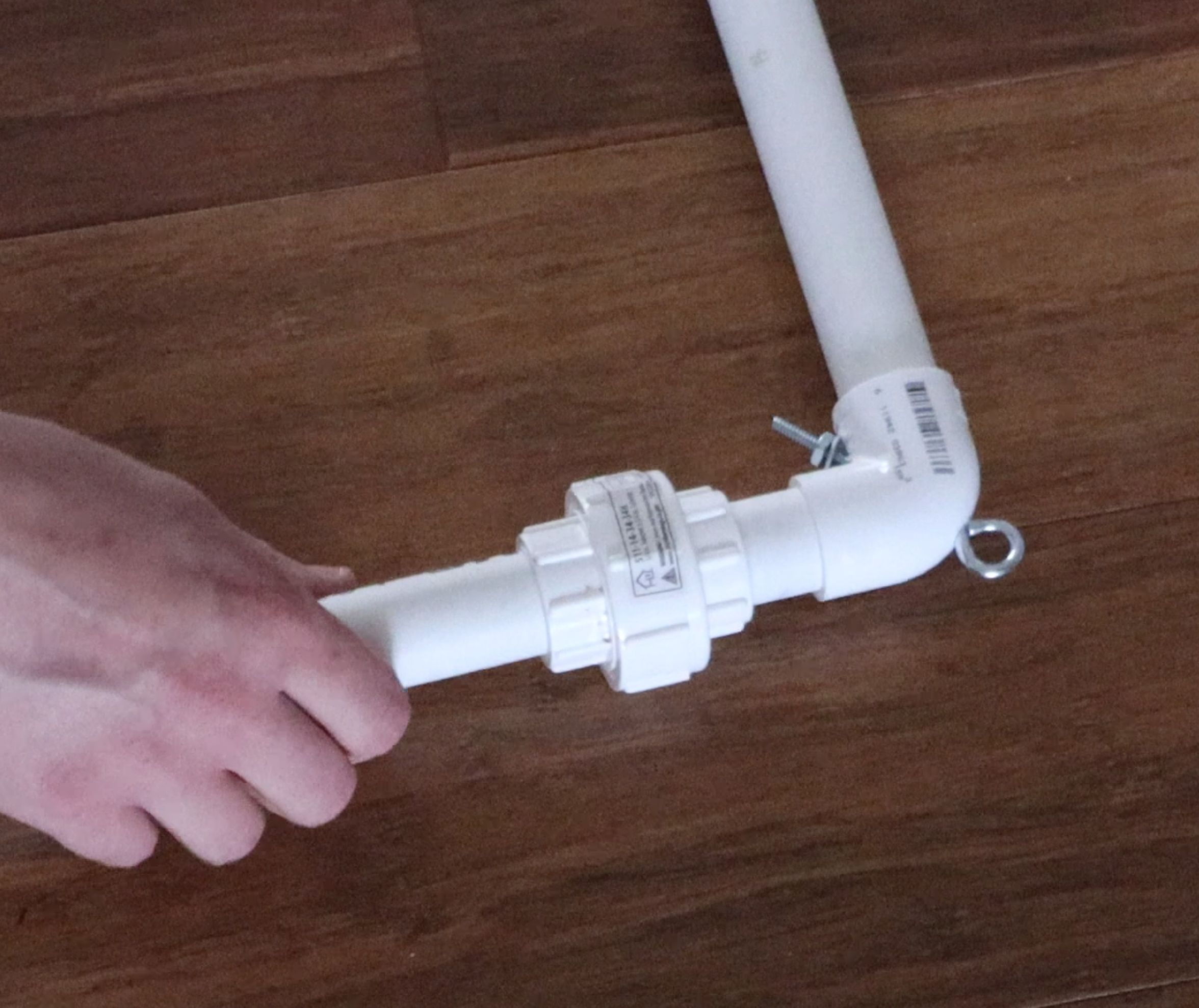 DIY Inexpensive Collapsible Projector Screen Frame : 8 Steps (with ...