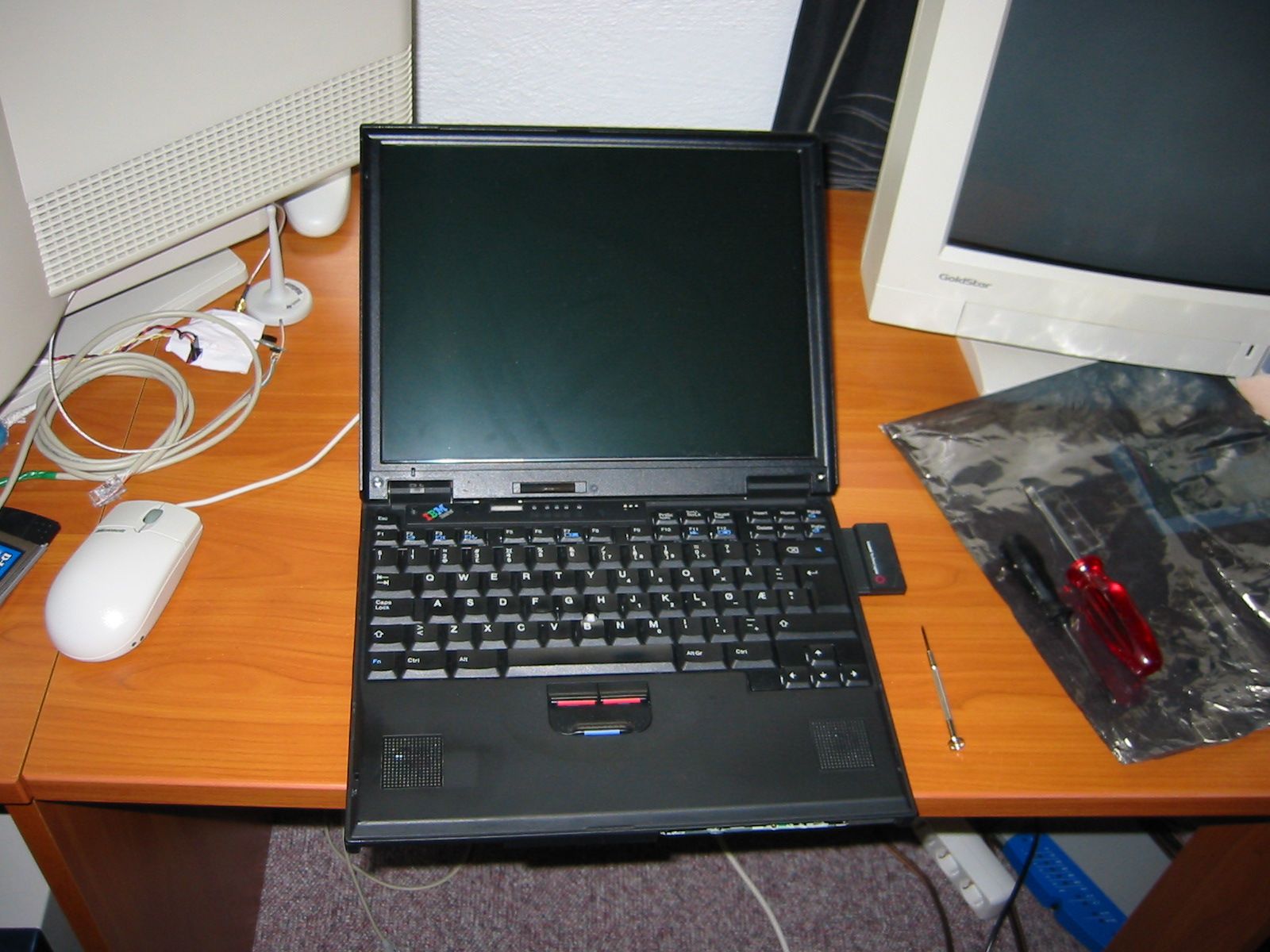 Cheap 'n Easy Digital Picture Frame : 6 Steps (with Pictures ...