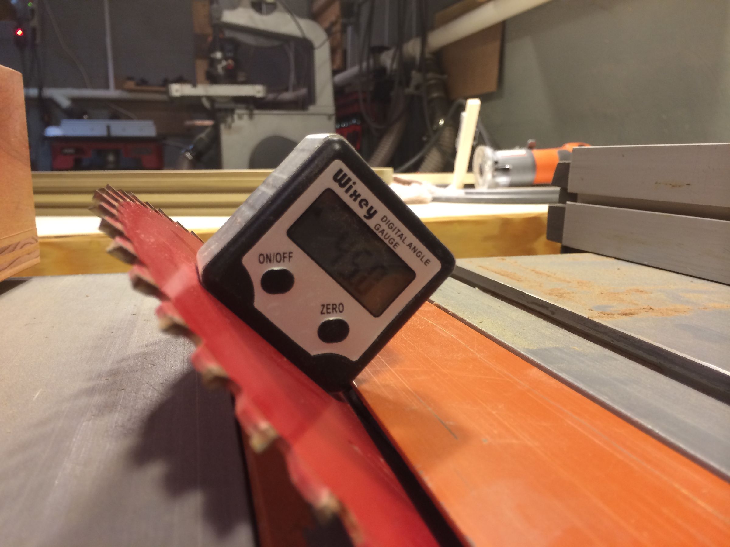 Shadow Box : 6 Steps - Instructables