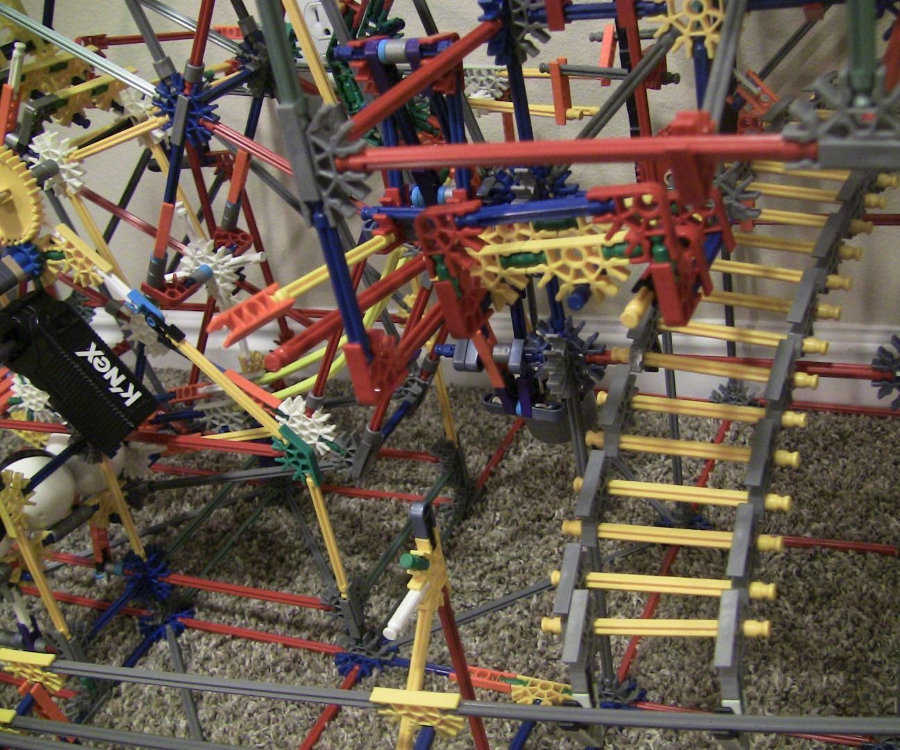 Knex Ball Machine Juxtaposition Preview - Instructables