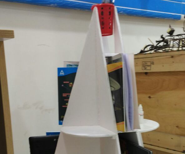 Essential Student Shelf : 5 Steps (with Pictures) - Instructables