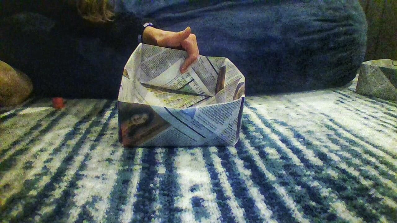 Large Newspaper Origami Boxes : 7 Steps - Instructables