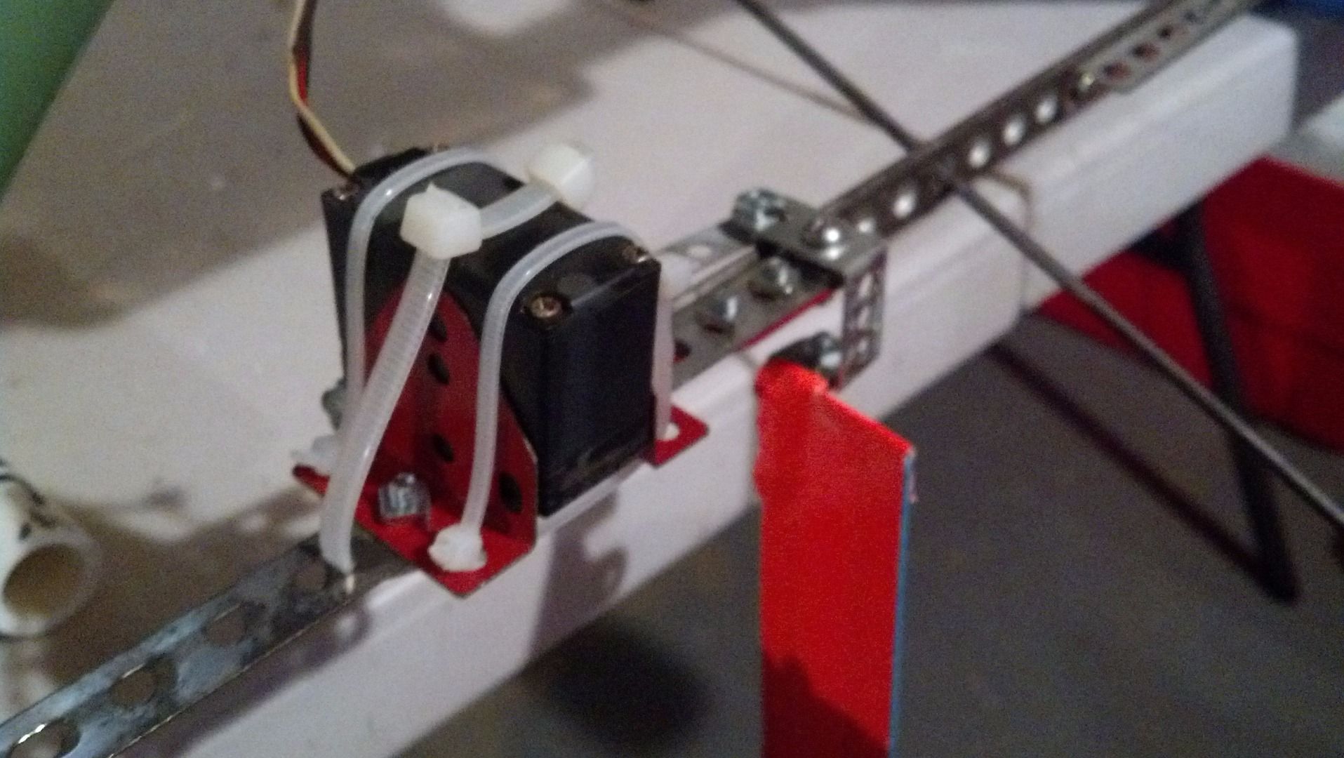 RC Catamaran Boat + VIDEO : 5 Steps - Instructables