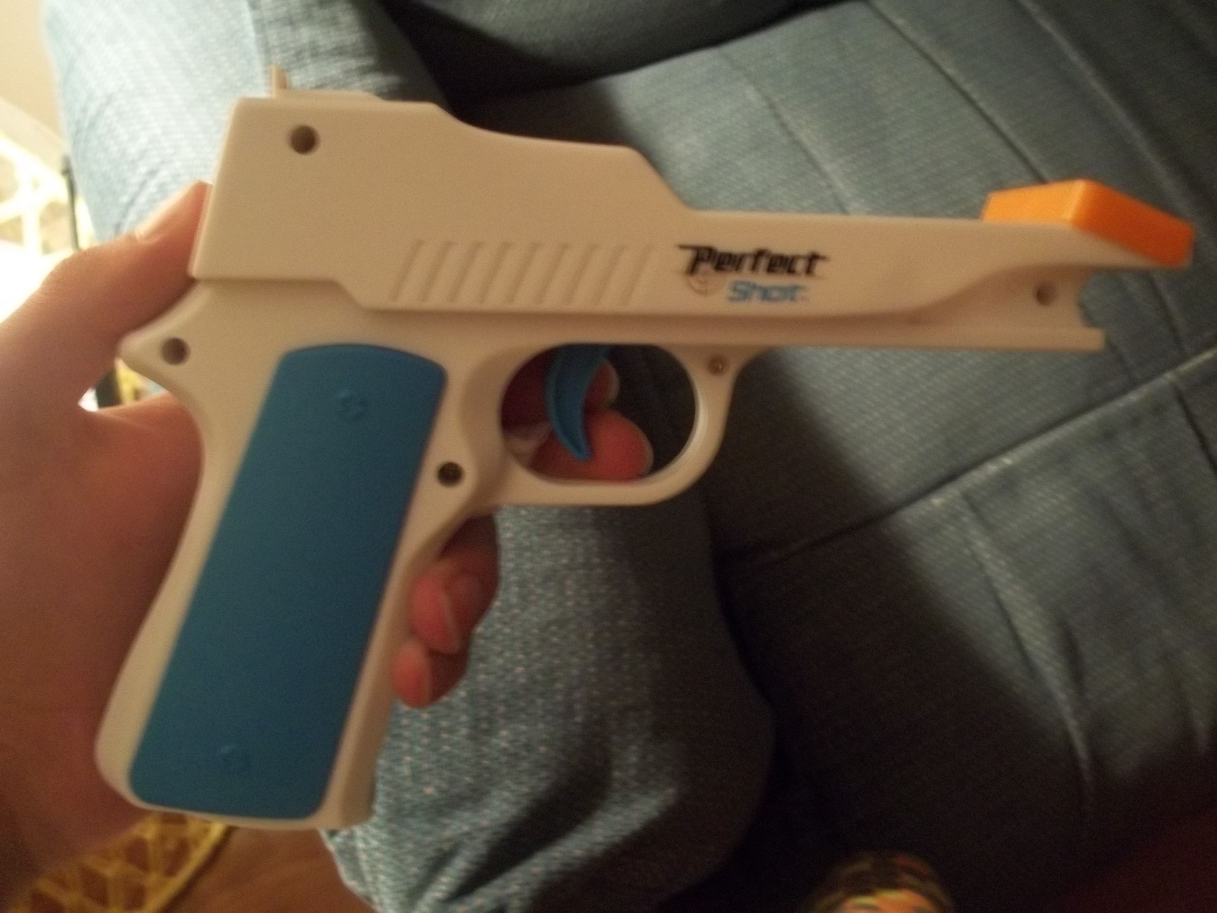 Add a Muzzle Flash to a Nyko Perfect Shot Wii Grip : 6 Steps ...