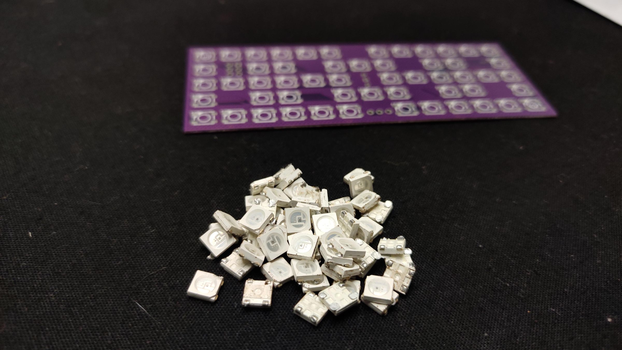 SIMPLE RGB DESKTOP CLOCK USING ATTINY85 : 9 Steps (with Pictures ...