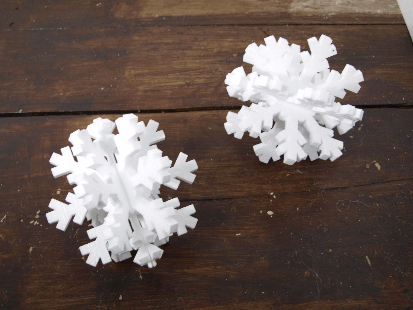 3D Puzzle Styrofoam Snowflakes : 4 Steps (with Pictures) - Instructables