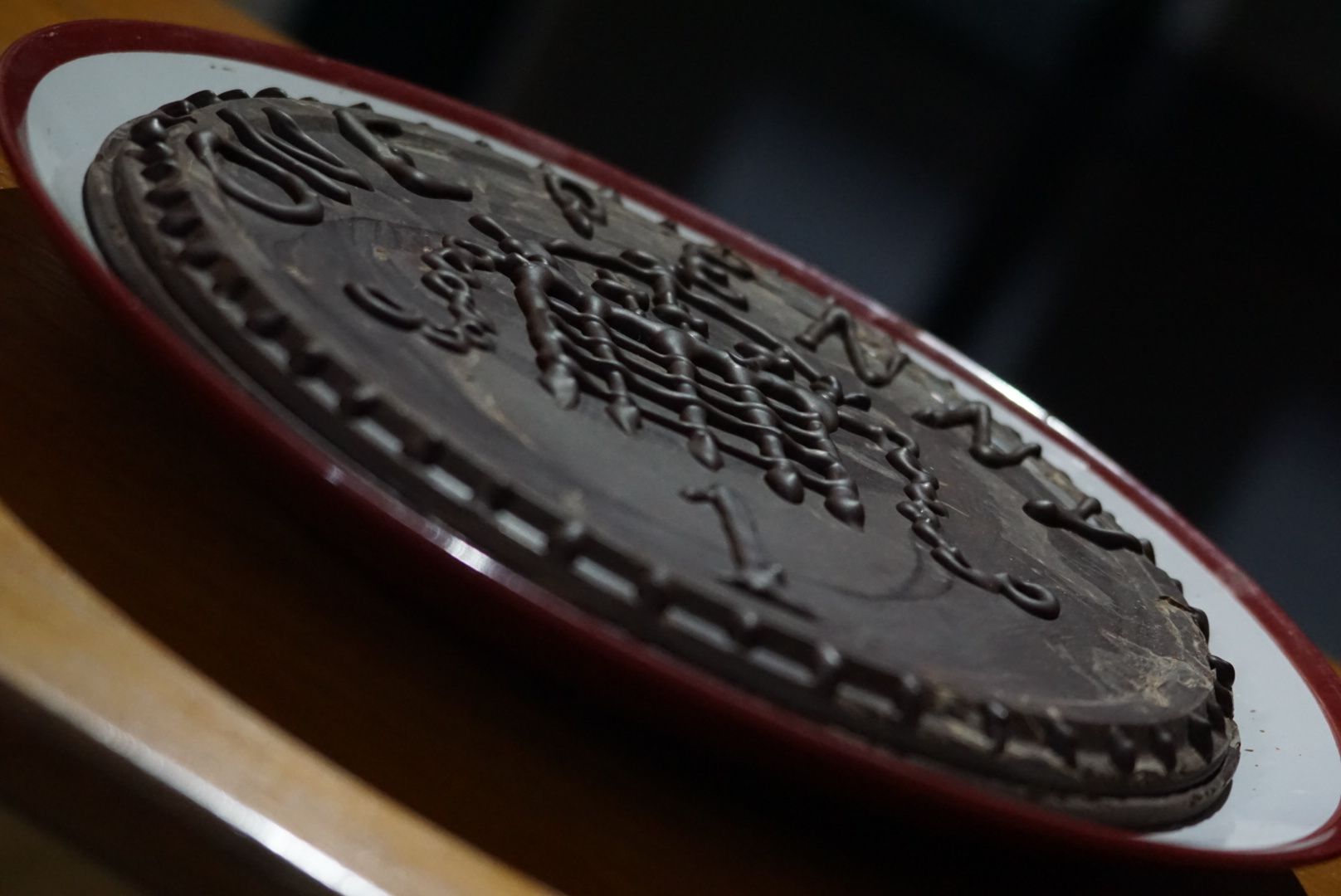 Giant Chocolate Coin : 4 Steps (with Pictures) - Instructables