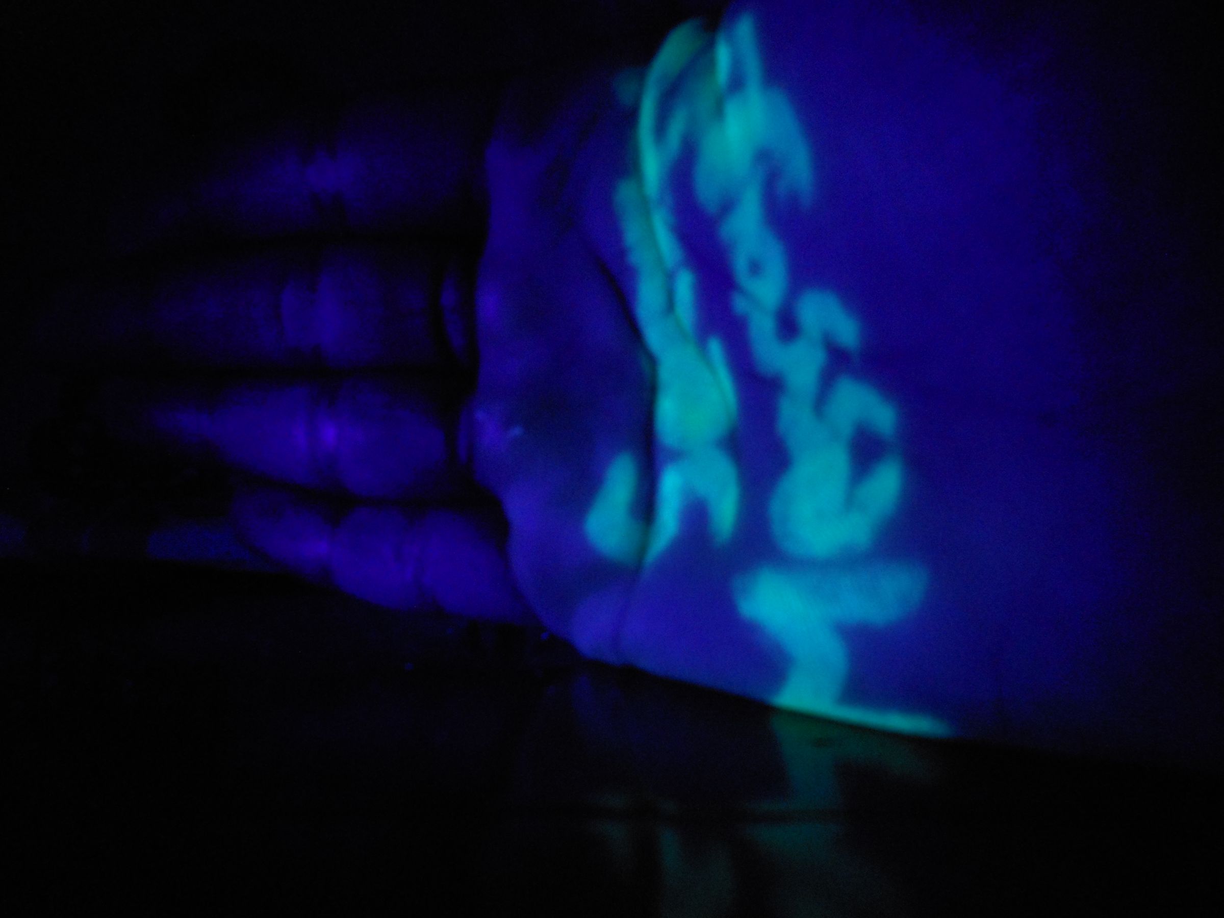 How to Make Invisible Ink (and View It Too) : 5 Steps - Instructables