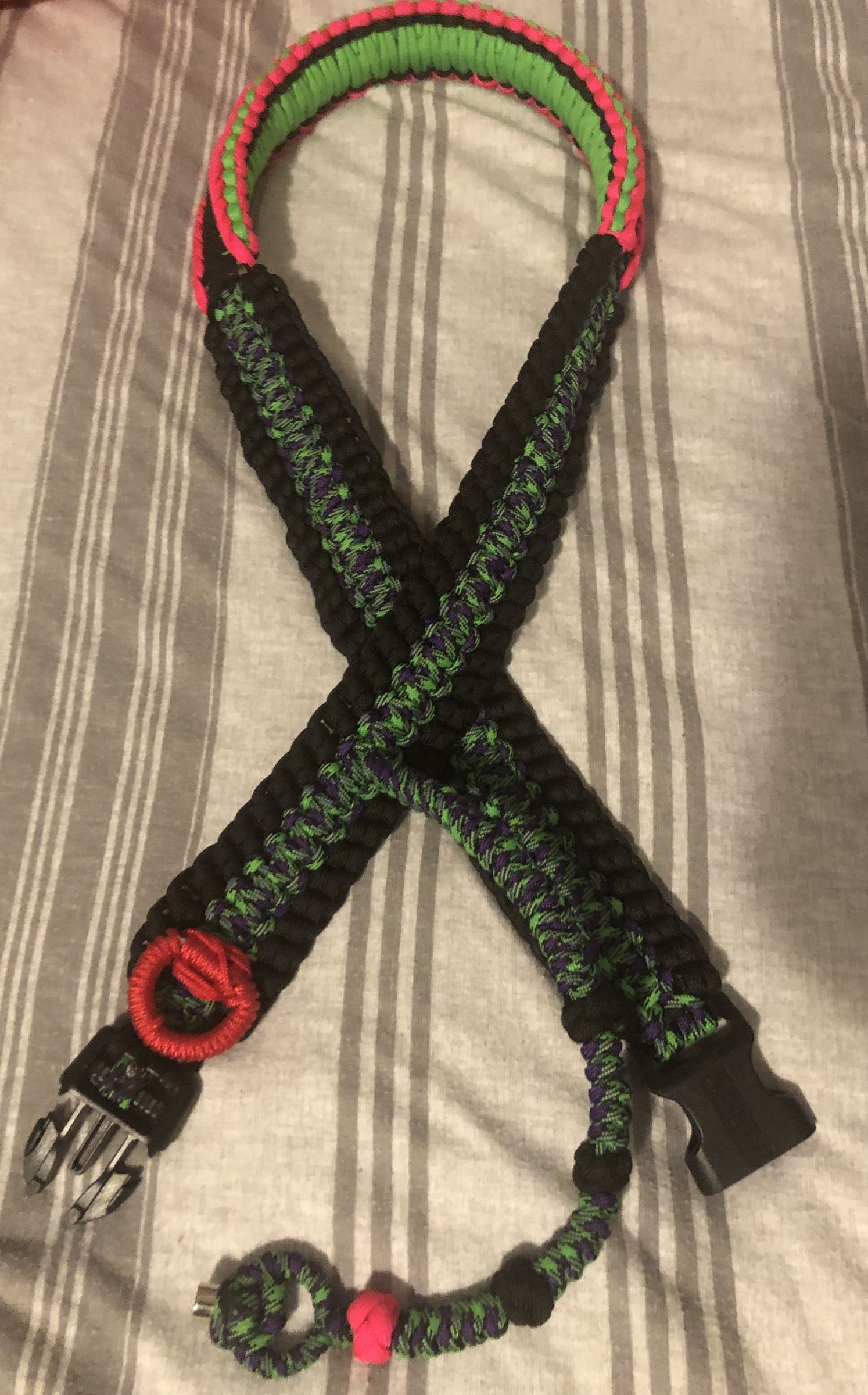 Tactical Para Cord Lanyard : 3 Steps - Instructables