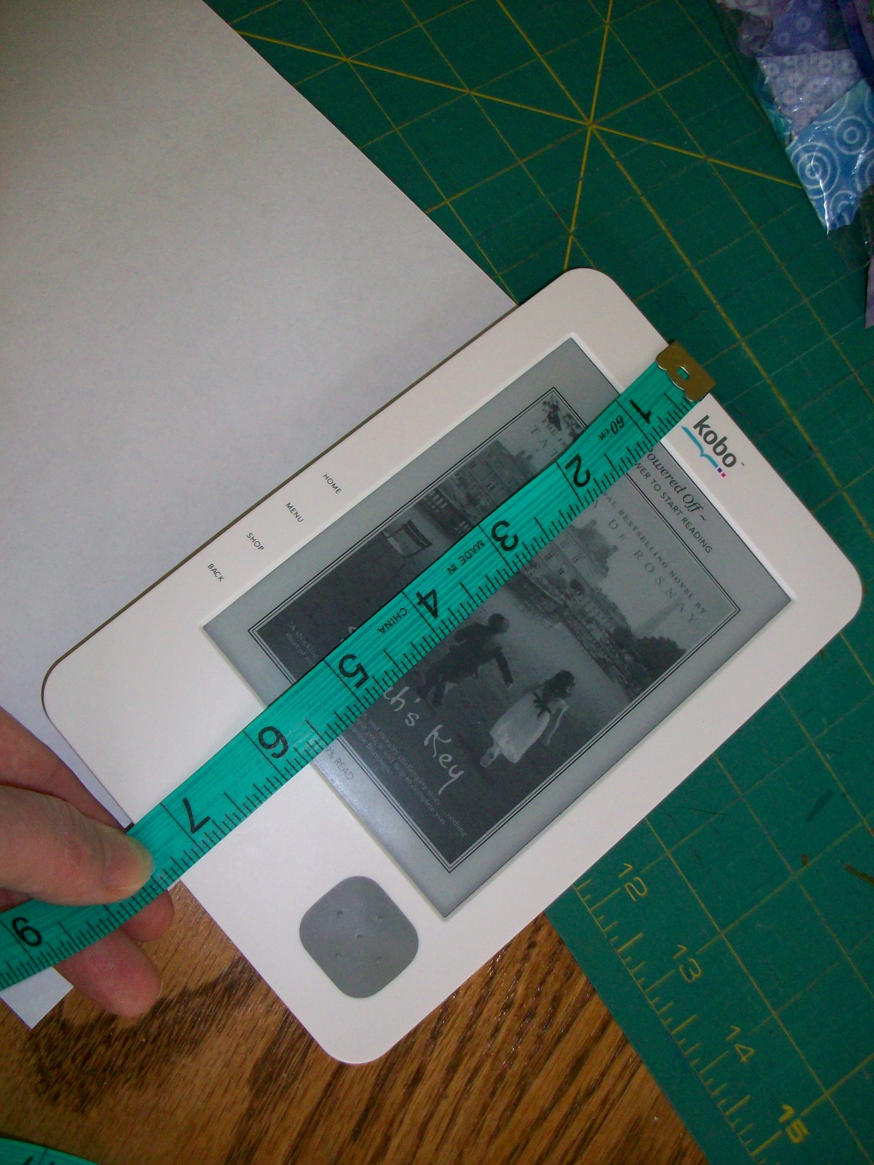 Quilted Cozy! Custom Fit EReader Pocket : 6 Steps (with Pictures ...