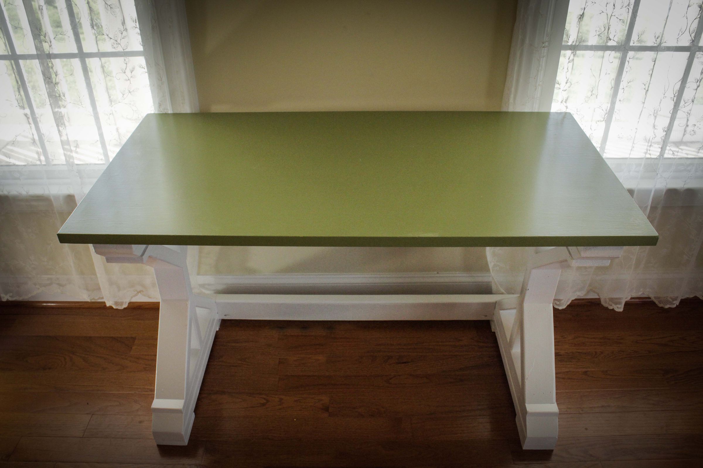 Simple Low Cost Desk/Table : 15 Steps (with Pictures) - Instructables