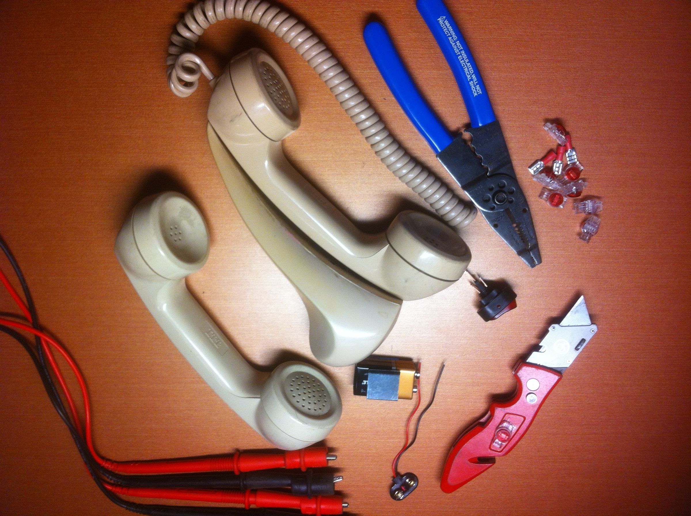 How to Make Wire Identification/Loop Check Phones : 9 Steps - Instructables