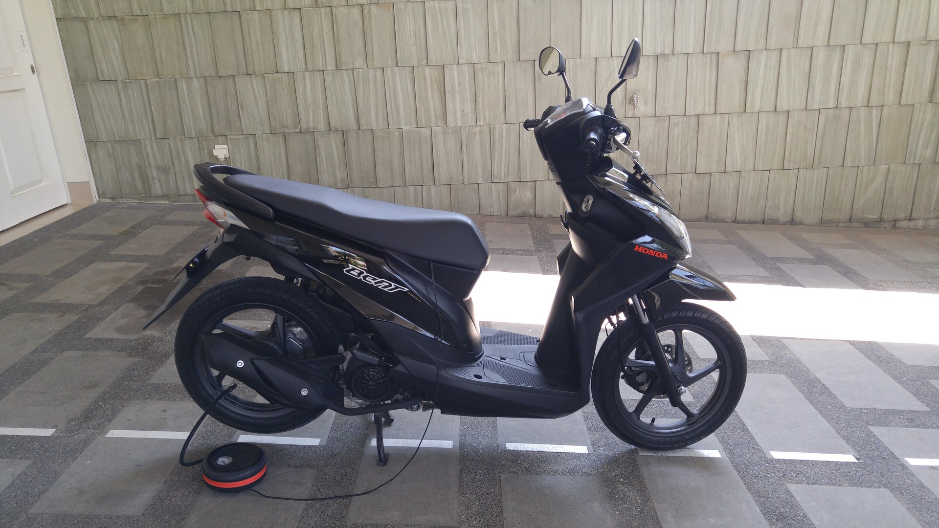 Built-in Tire Inflator for Motorcycle : 5 Steps (with Pictures ...