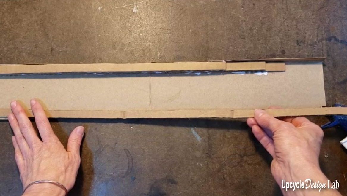 Cardboard Wall, Door Trim and Baseboard : 13 Steps - Instructables