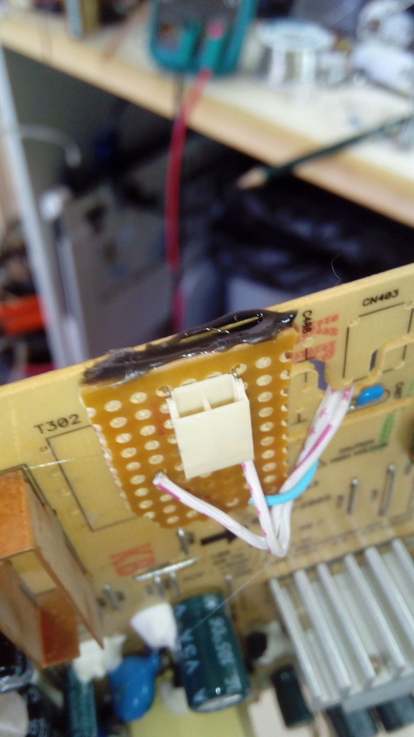 CCFL Monitor to LED!!! : 5 Steps - Instructables