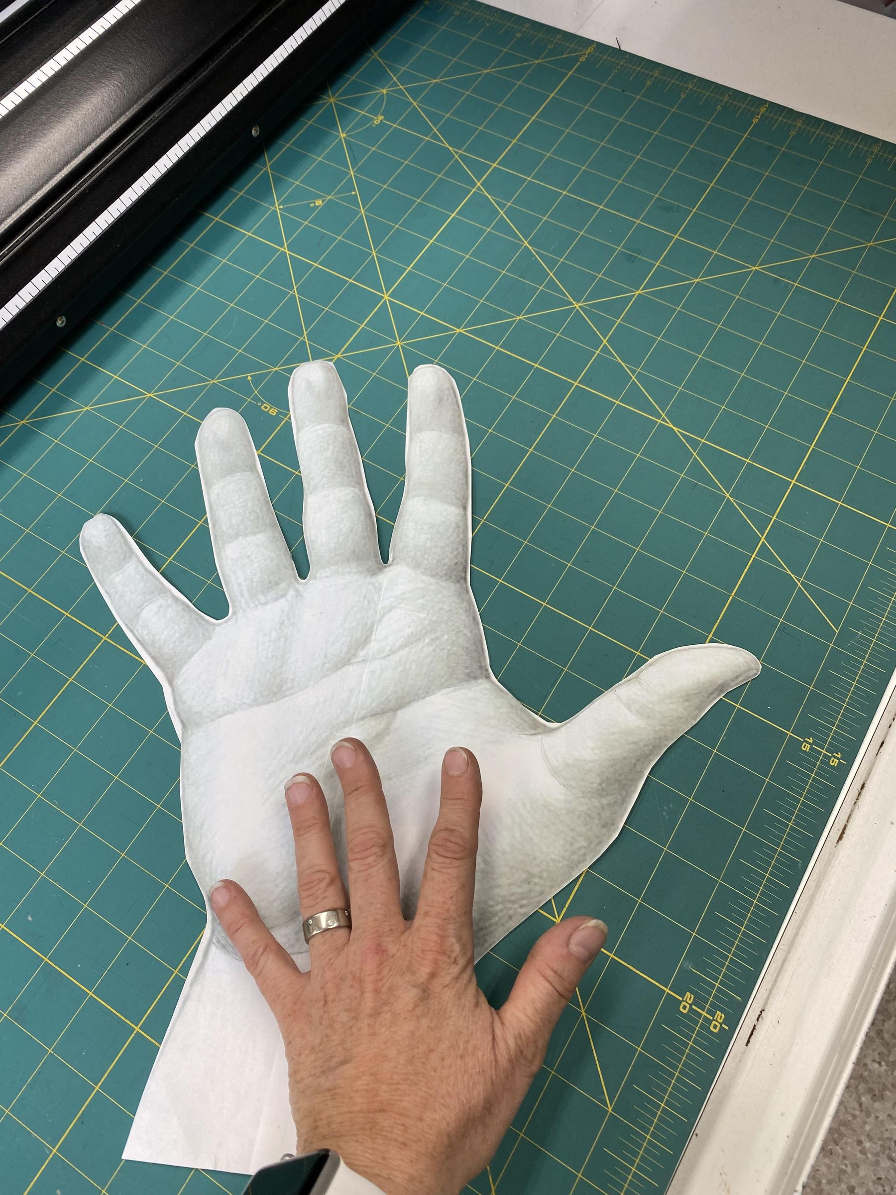 Giant Backpack Puppets : 6 Steps (with Pictures) - Instructables