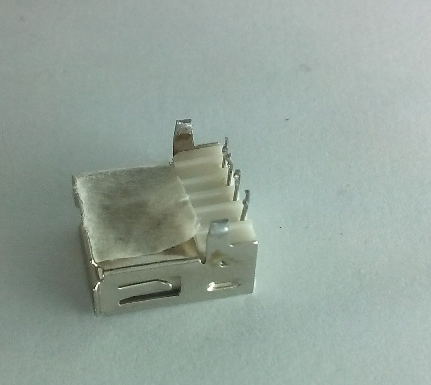 Top Secret: Control a Hidden Usb Port With a Magnet! : 5 Steps (with ...