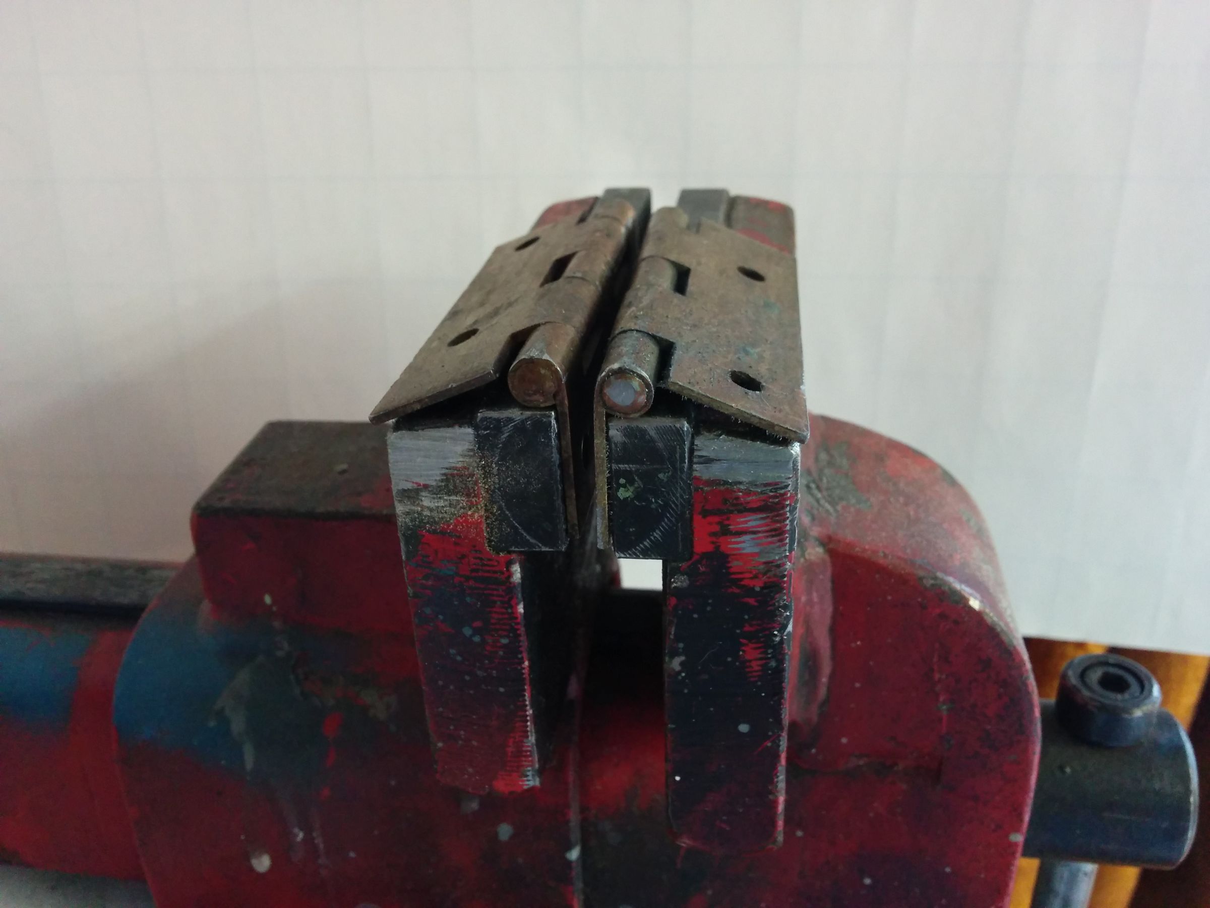 Very Simple Vise Jaw Covers - Instructables