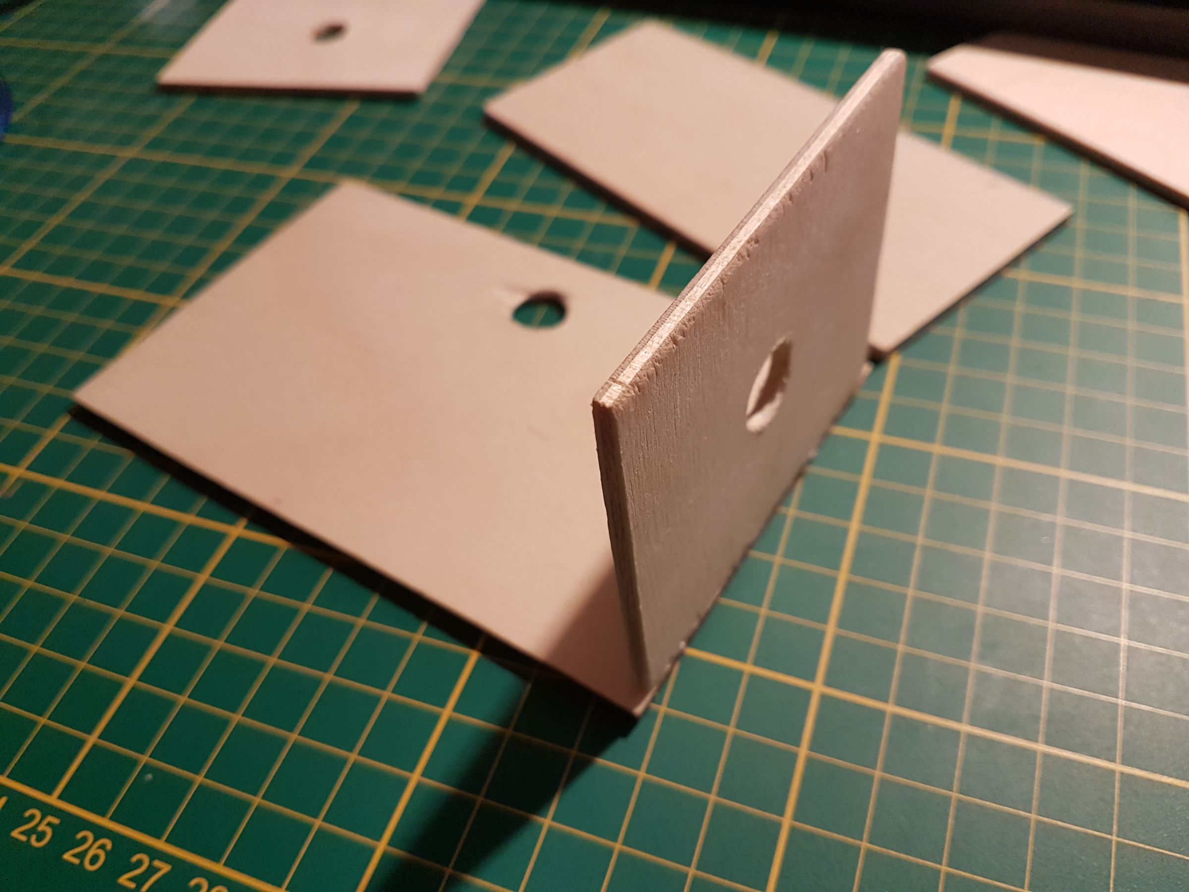 Automatic Rubber Band Catapult : 8 Steps (with Pictures) - Instructables