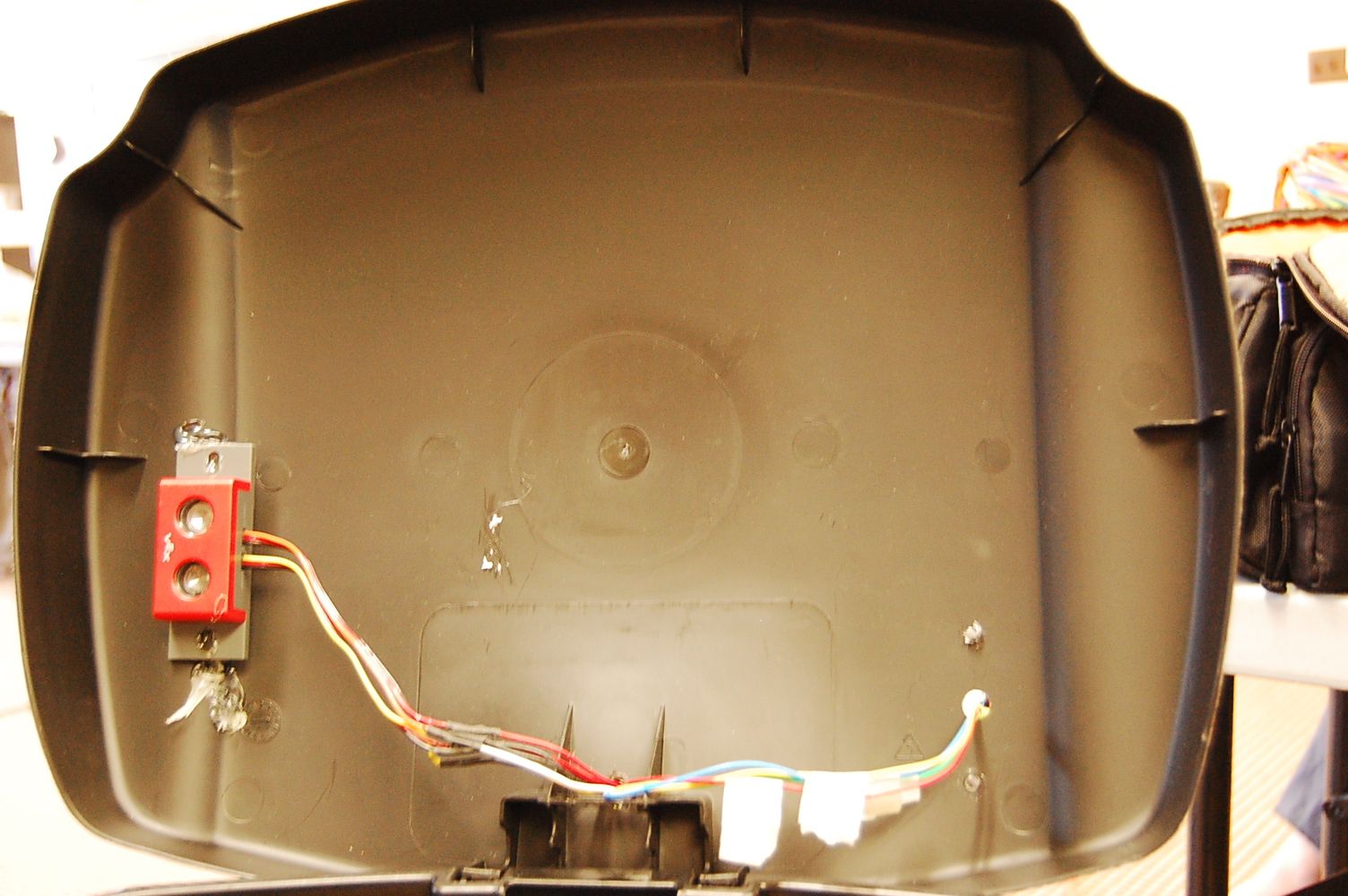 Trashcan Fill Level Indicator : 9 Steps - Instructables