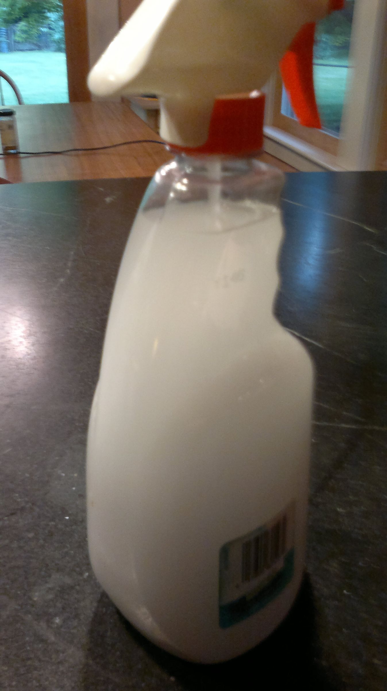 Homemade Eco-friendly Simple Window Cleaner - Instructables