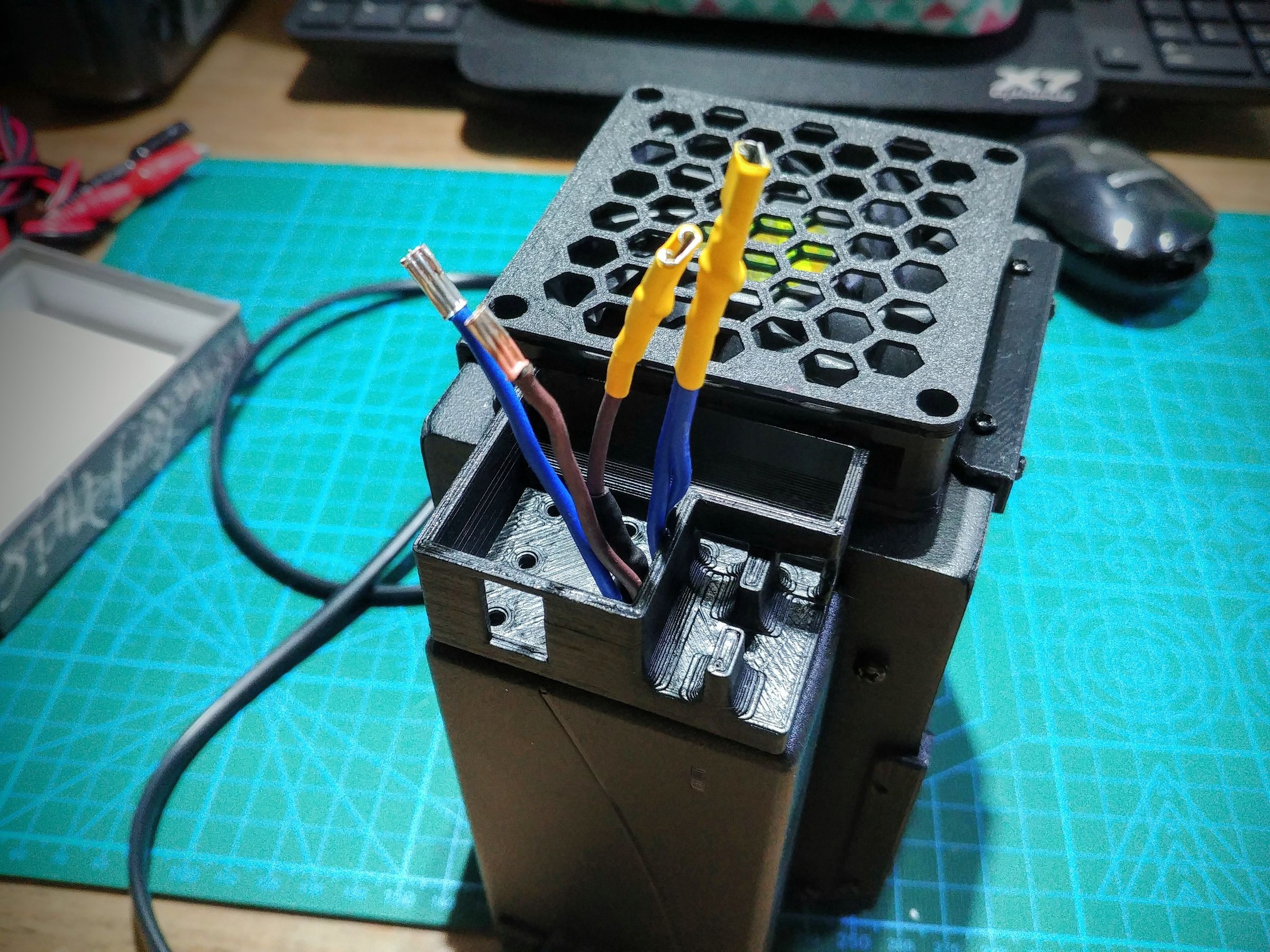 Simple and Small Programmable Lab Power Supply : 8 Steps (with Pictures ...