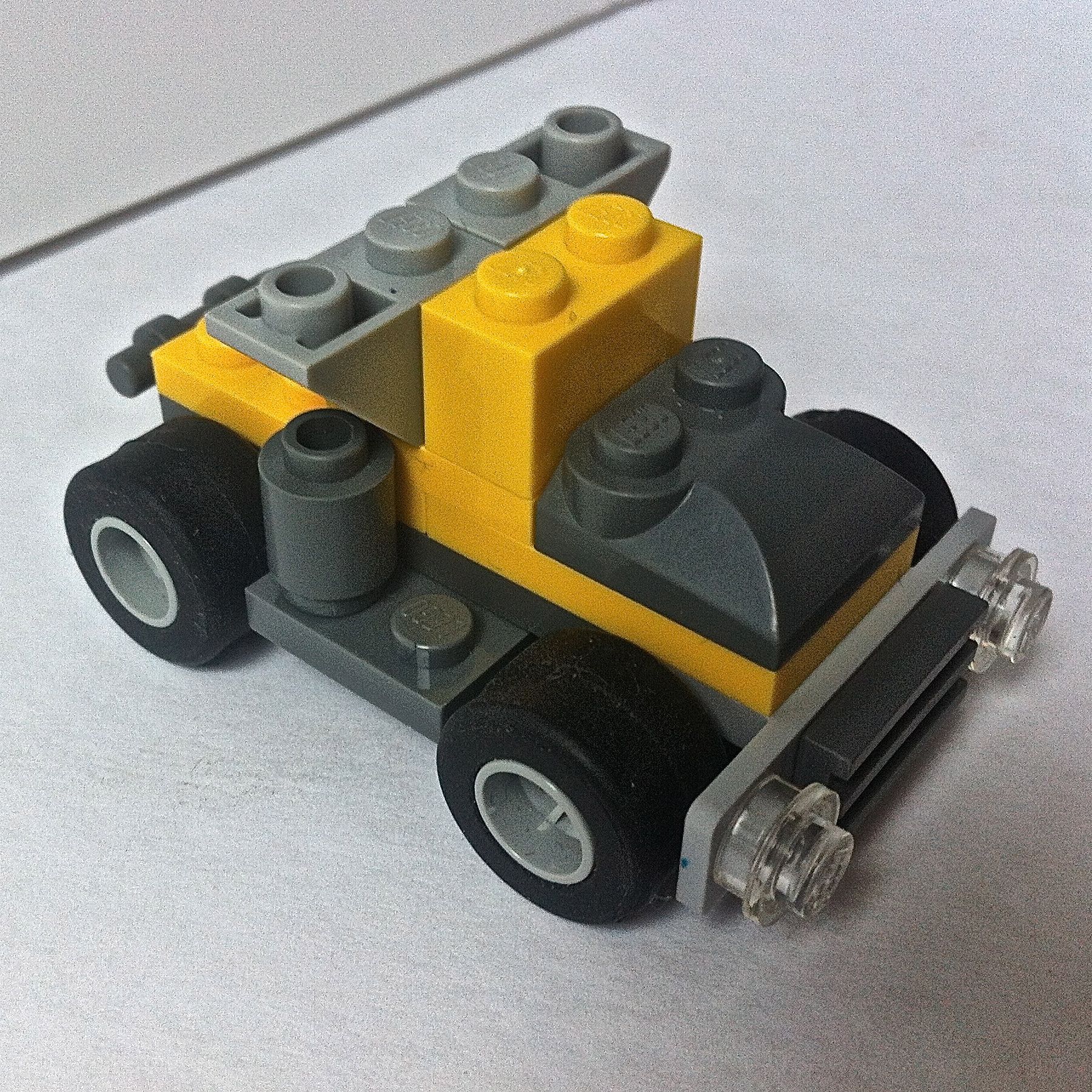 Mini Lego Wheeler : 5 Steps - Instructables