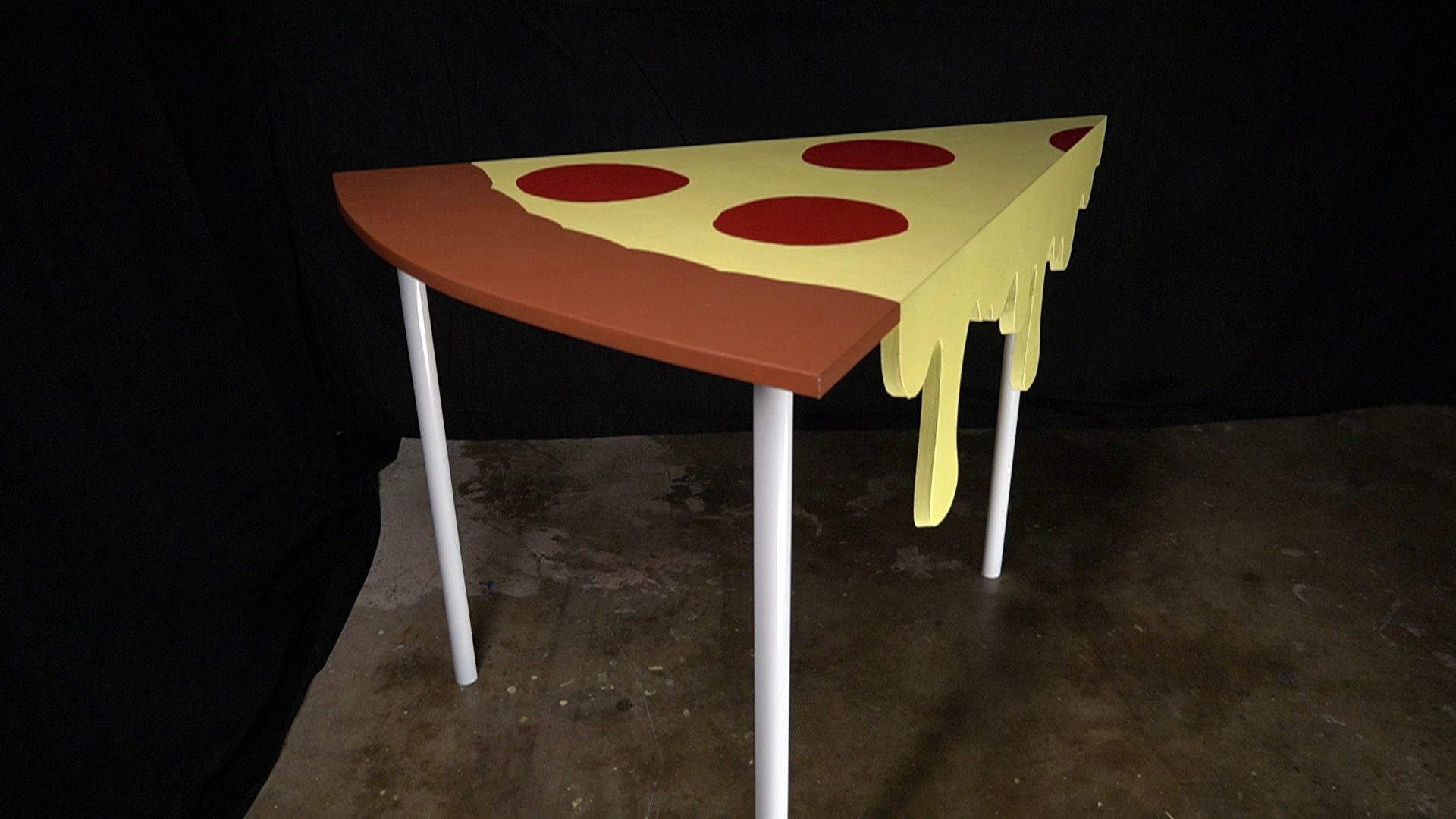 Giant Pizza Table : 13 Steps (with Pictures) - Instructables