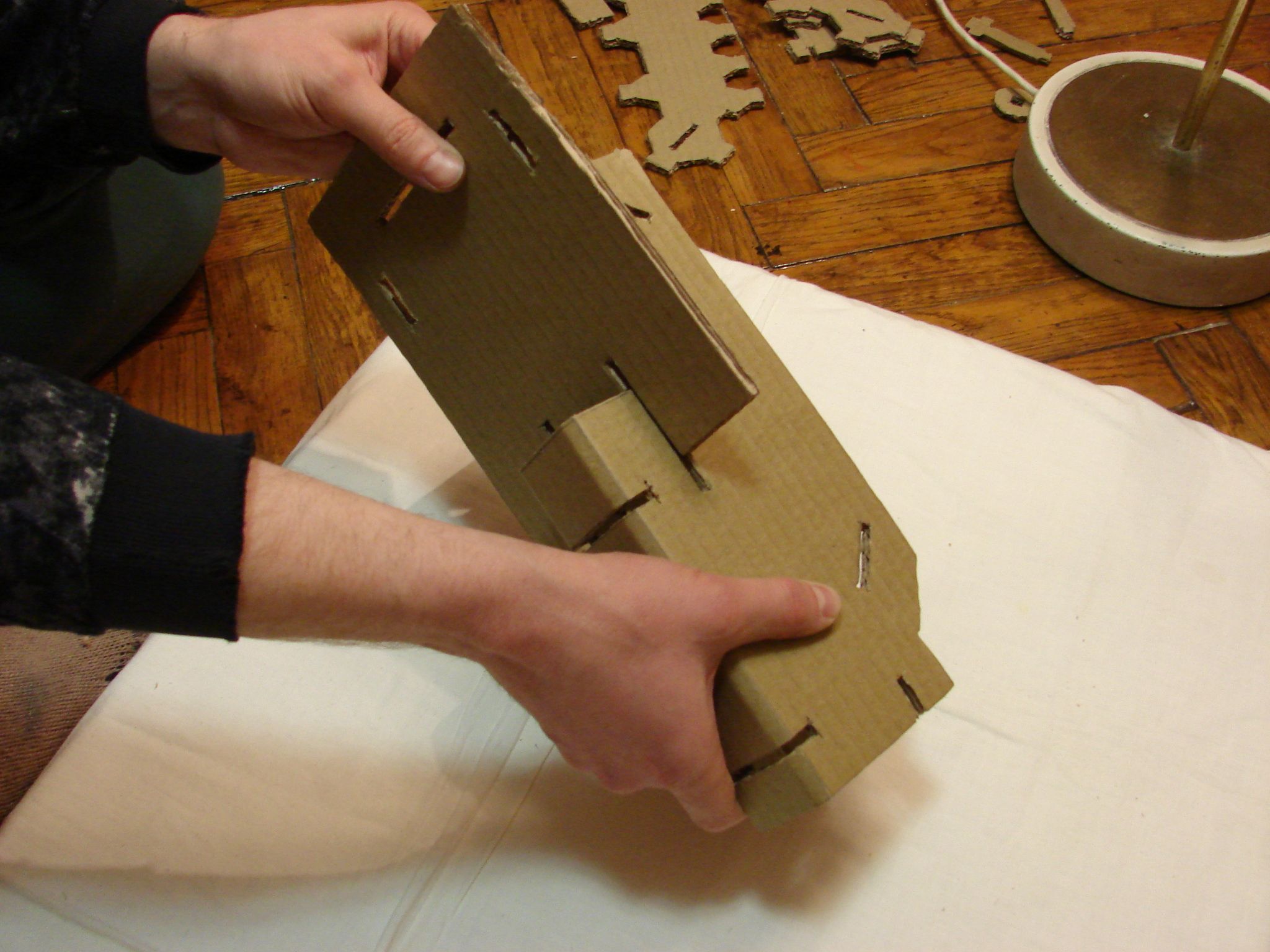 Tractor-cardboarder : 16 Steps (with Pictures) - Instructables