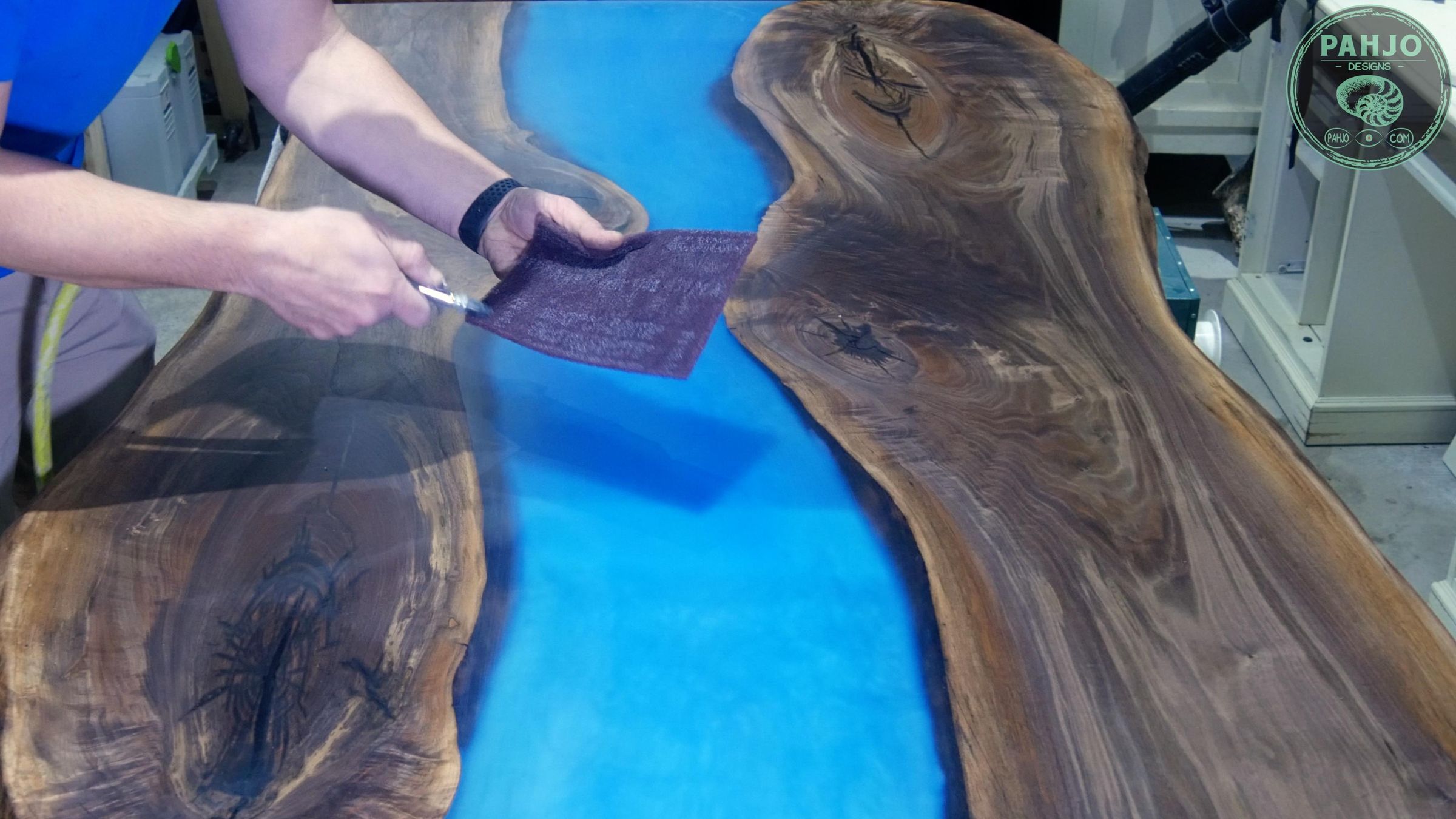 DIY Walnut Epoxy Dining Table : 19 Steps (with Pictures) - Instructables