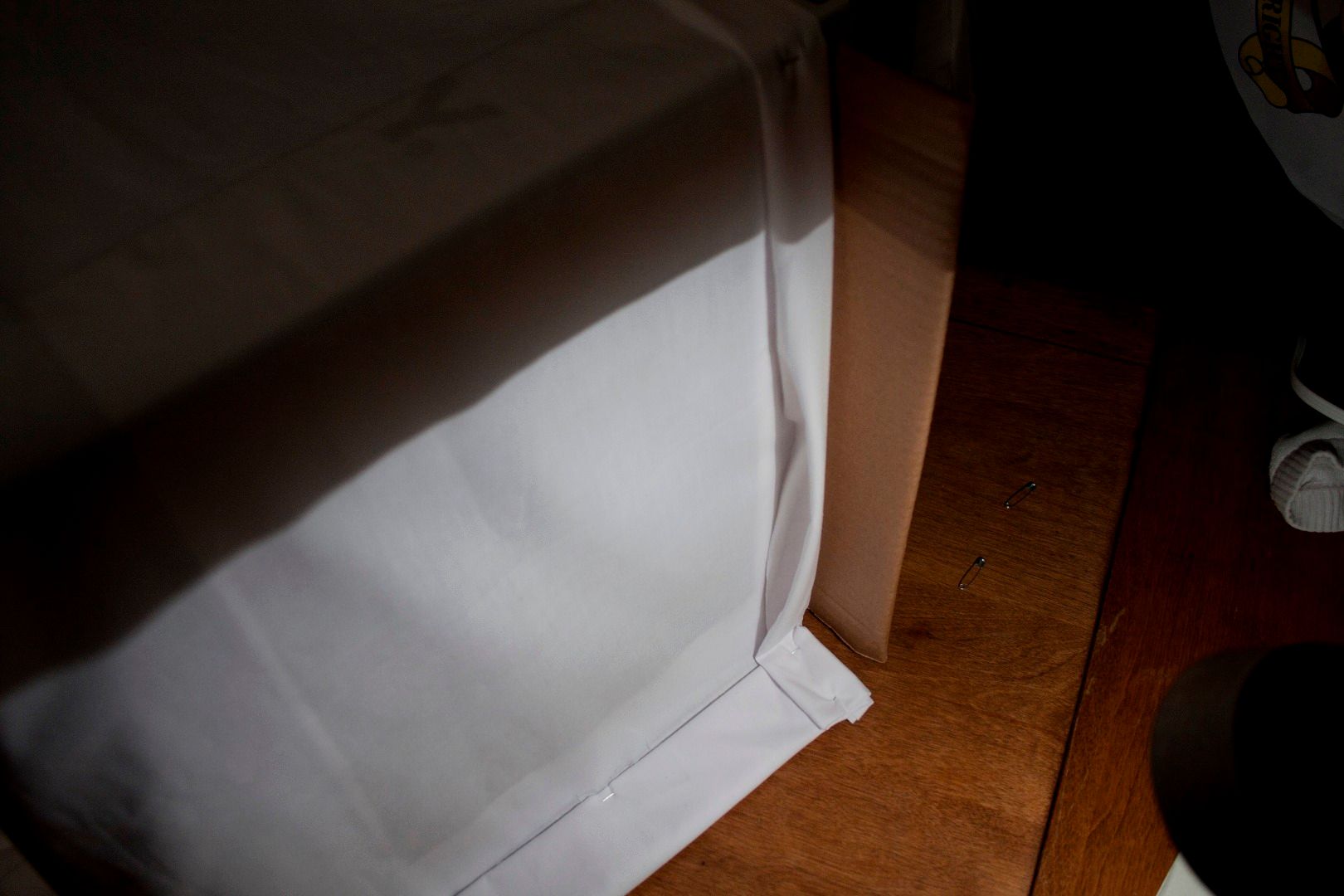 DIY Photography Light Box : 7 Steps (with Pictures) - Instructables