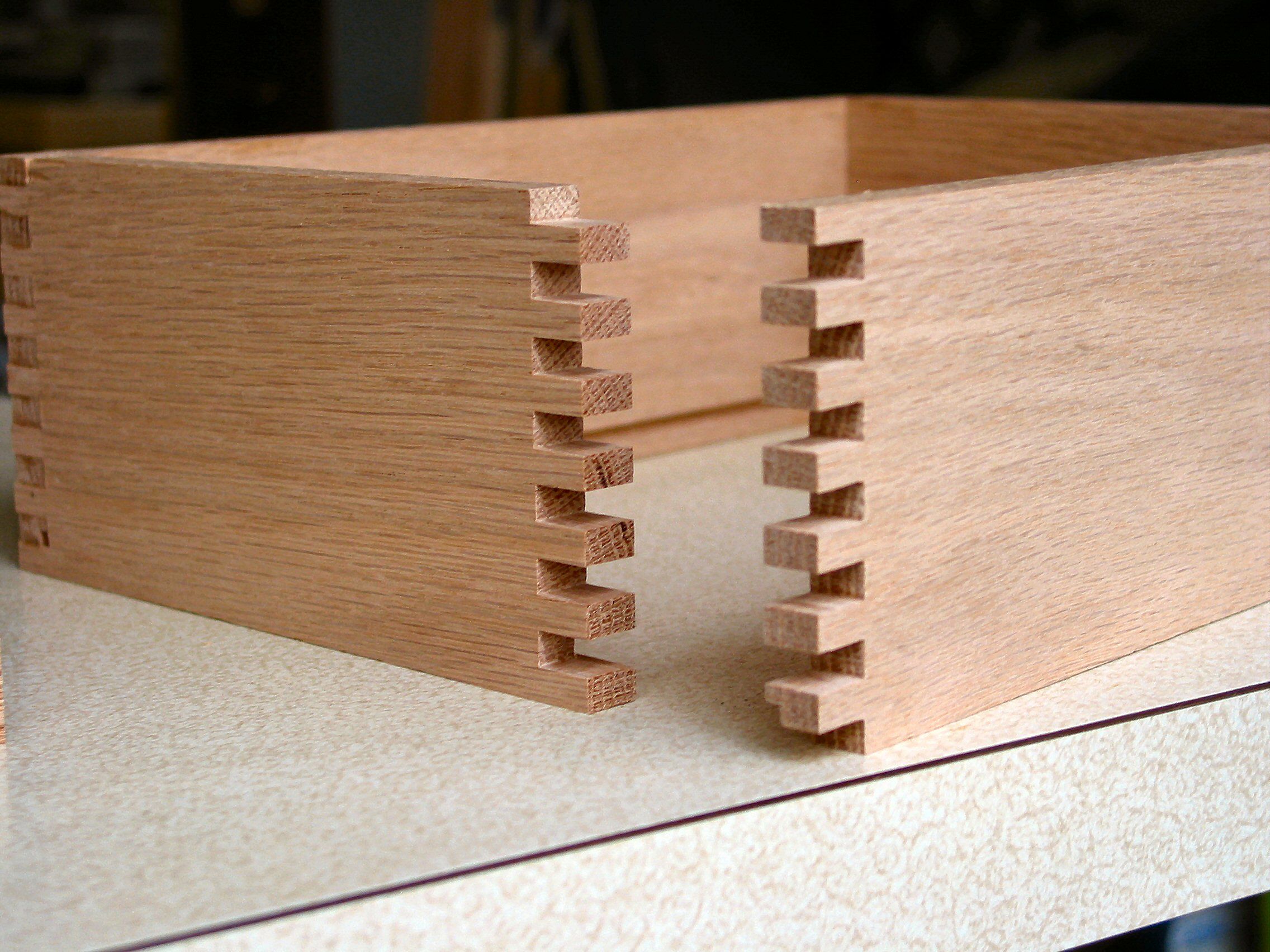 Oak Jewelry Box Featuring Box Joint Construction : 9 Steps (with ...