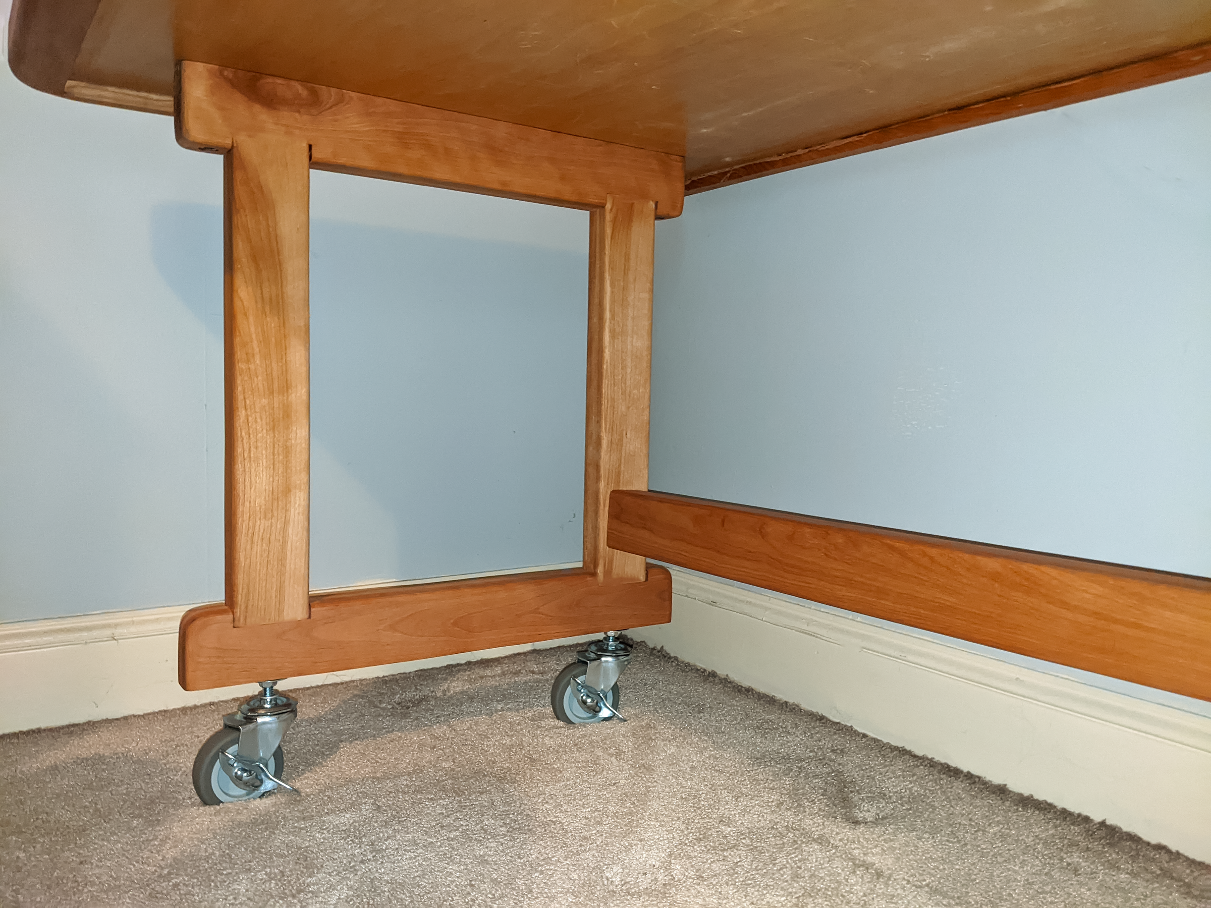 Desk(s) From Solid Core Door : 15 Steps (with Pictures) - Instructables