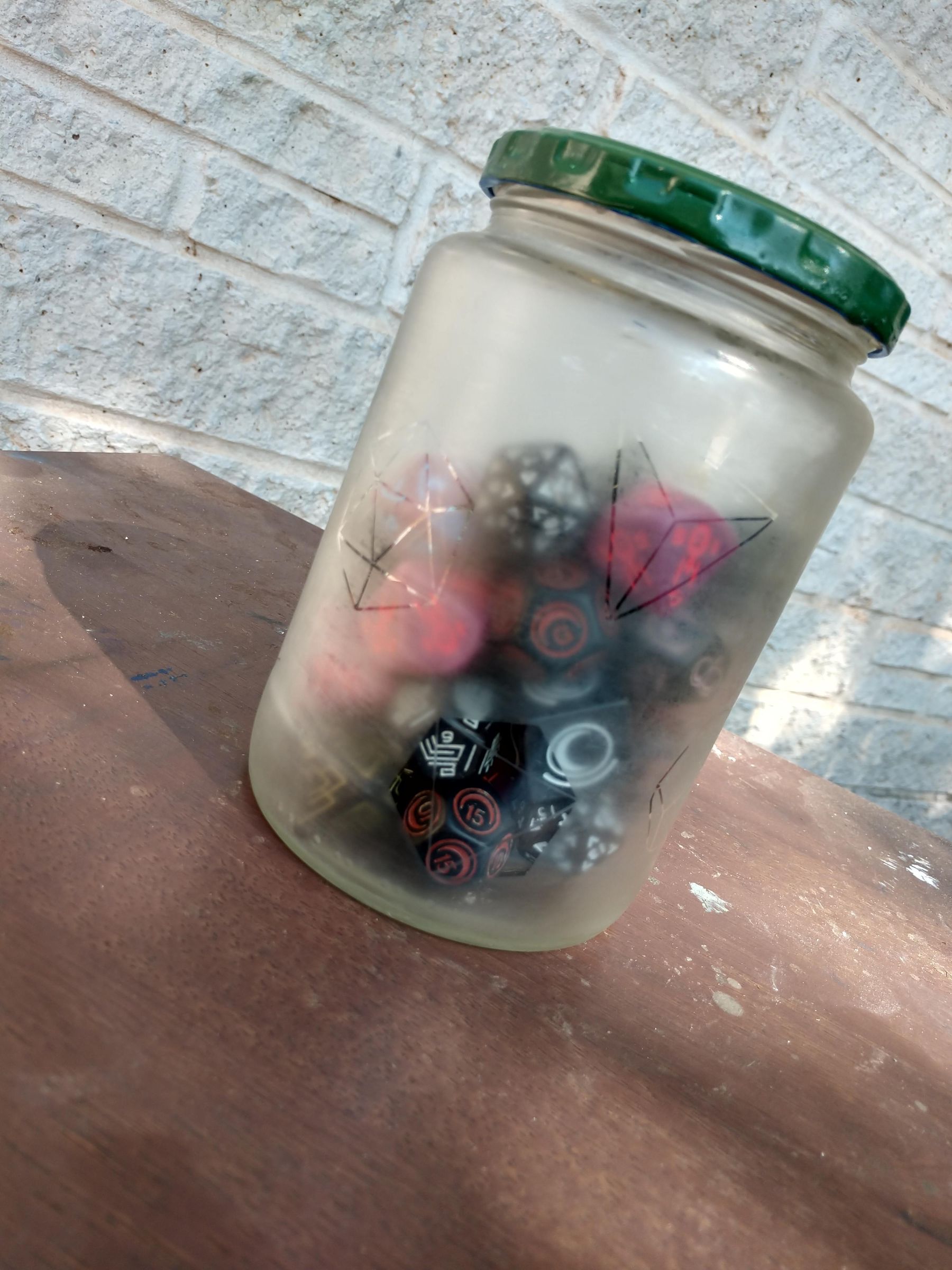 Acid-Etched RPG Gaming Dice Jar : 7 Steps - Instructables