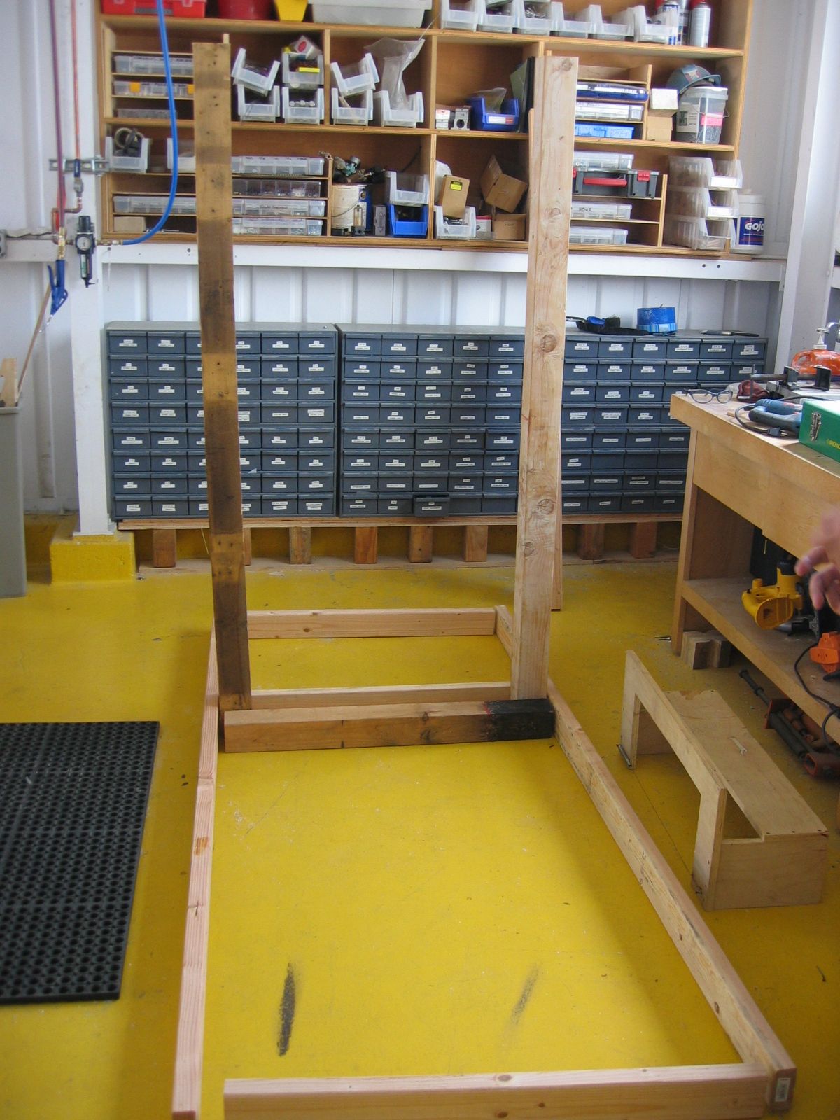 How to Build a Catapult : 15 Steps (with Pictures) - Instructables