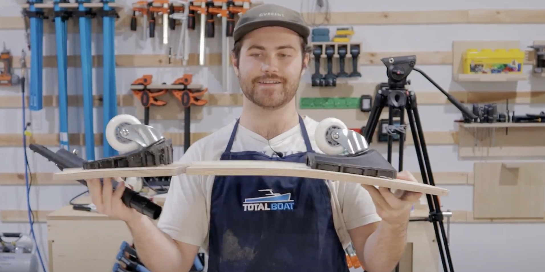 DIY Composite Layup and Vacuum Bagging - Making a Carbon Fiber RipSurf ...