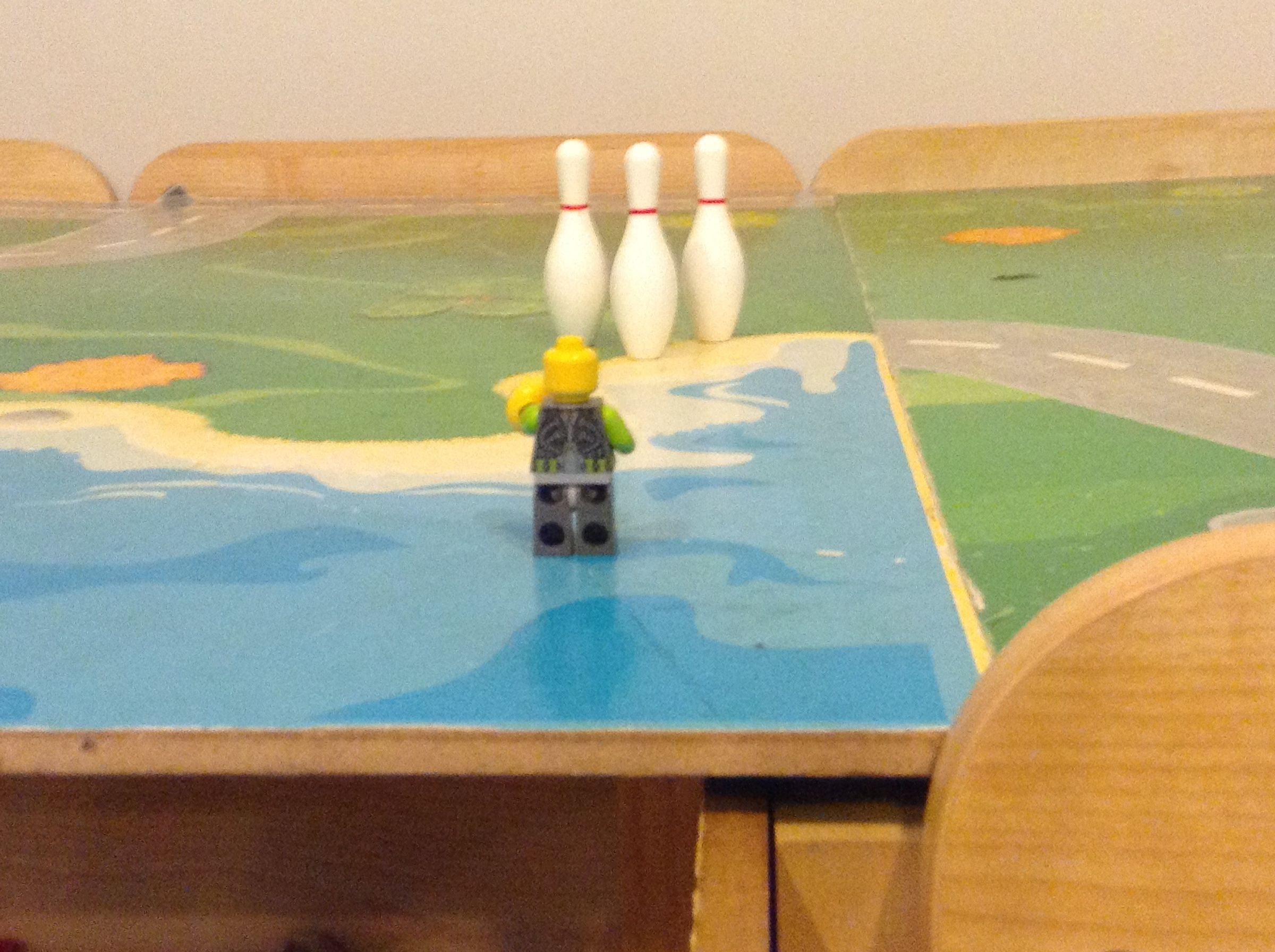 Lego Bowling : 3 Steps - Instructables