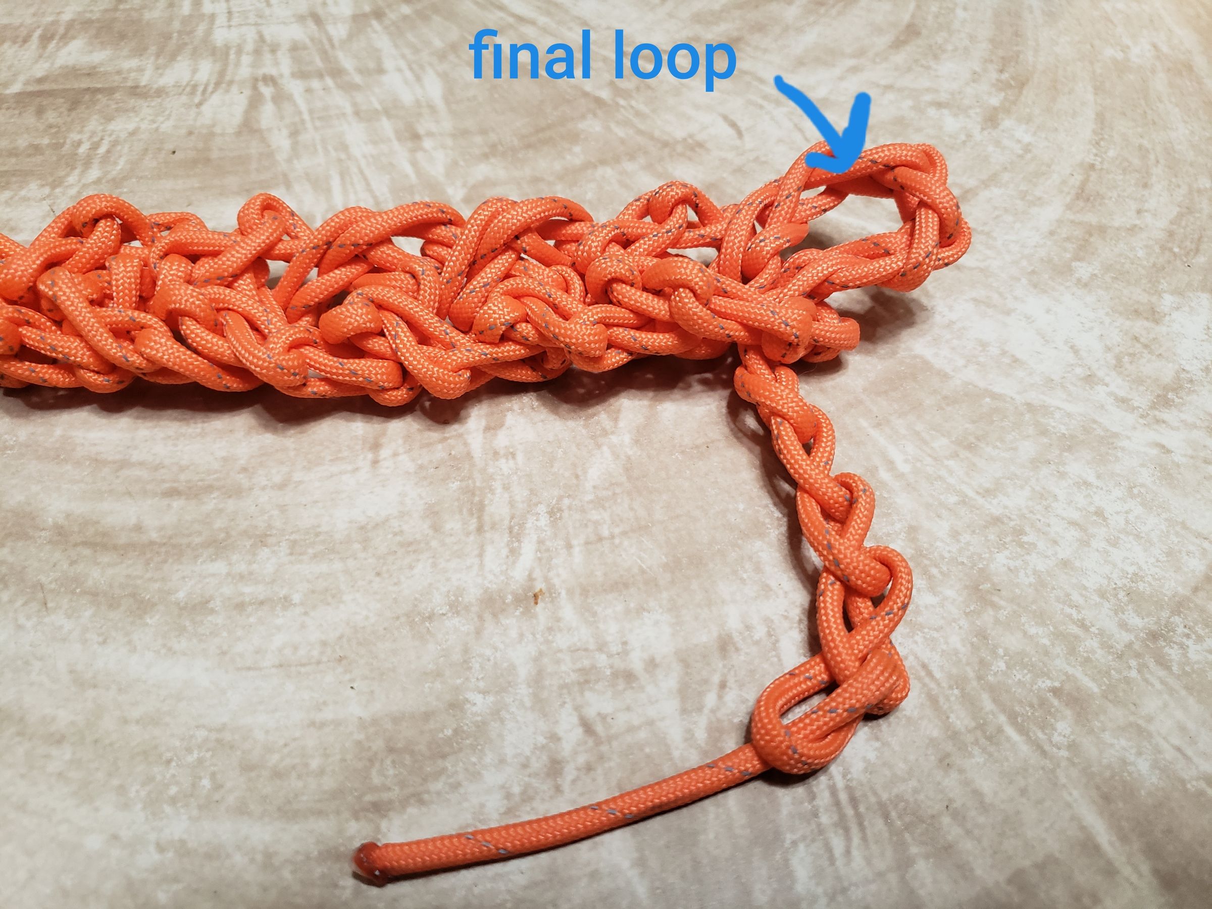 Paracord Daisy Chain : 7 Steps (with Pictures) - Instructables