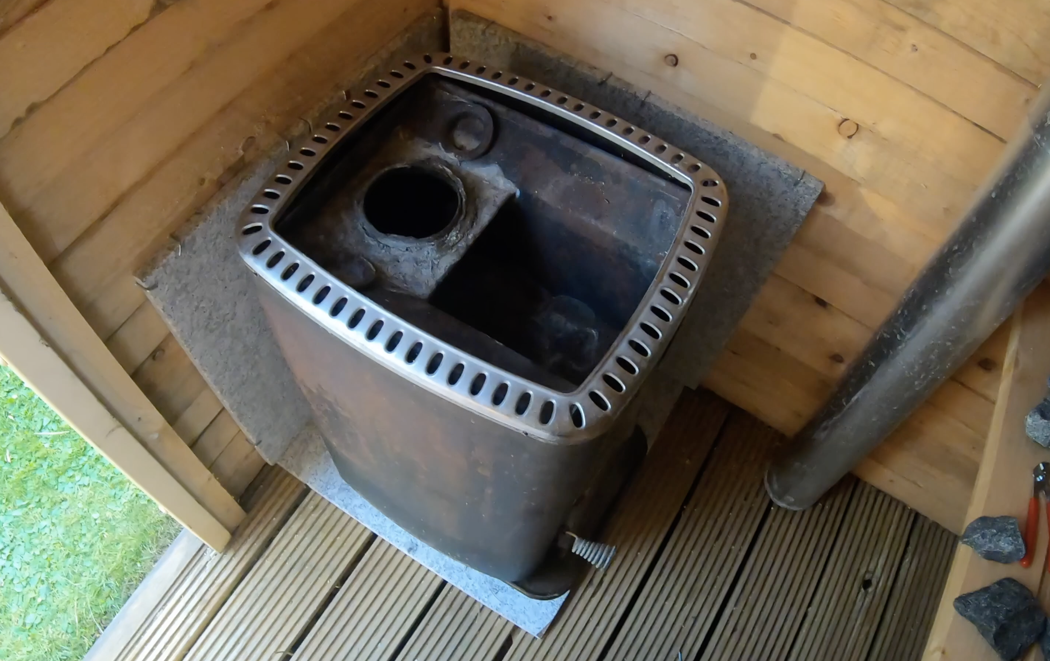 DIY Sauna Update : 7 Steps - Instructables