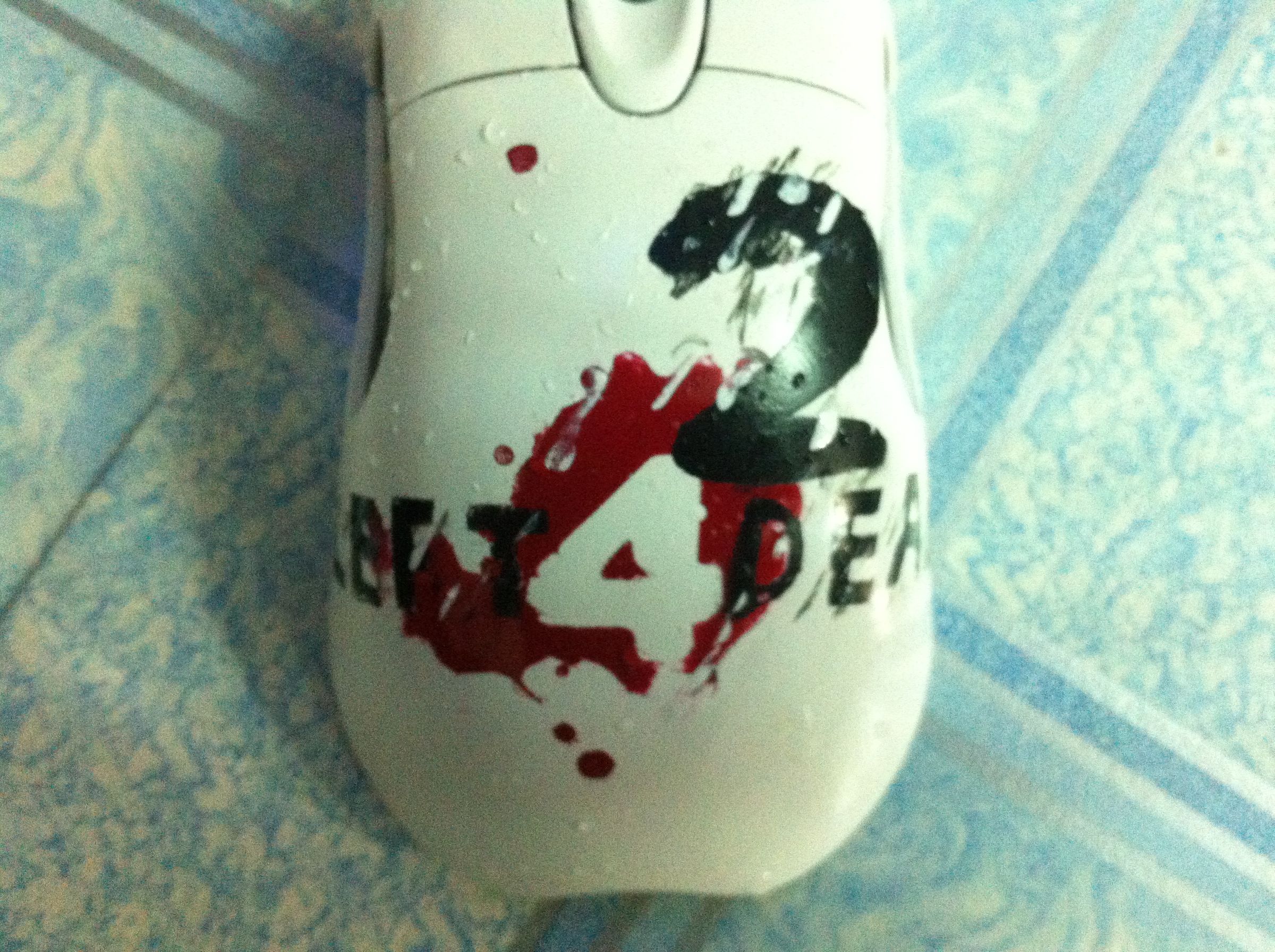 L4D2 Logo Gaming Mouse : 5 Steps - Instructables