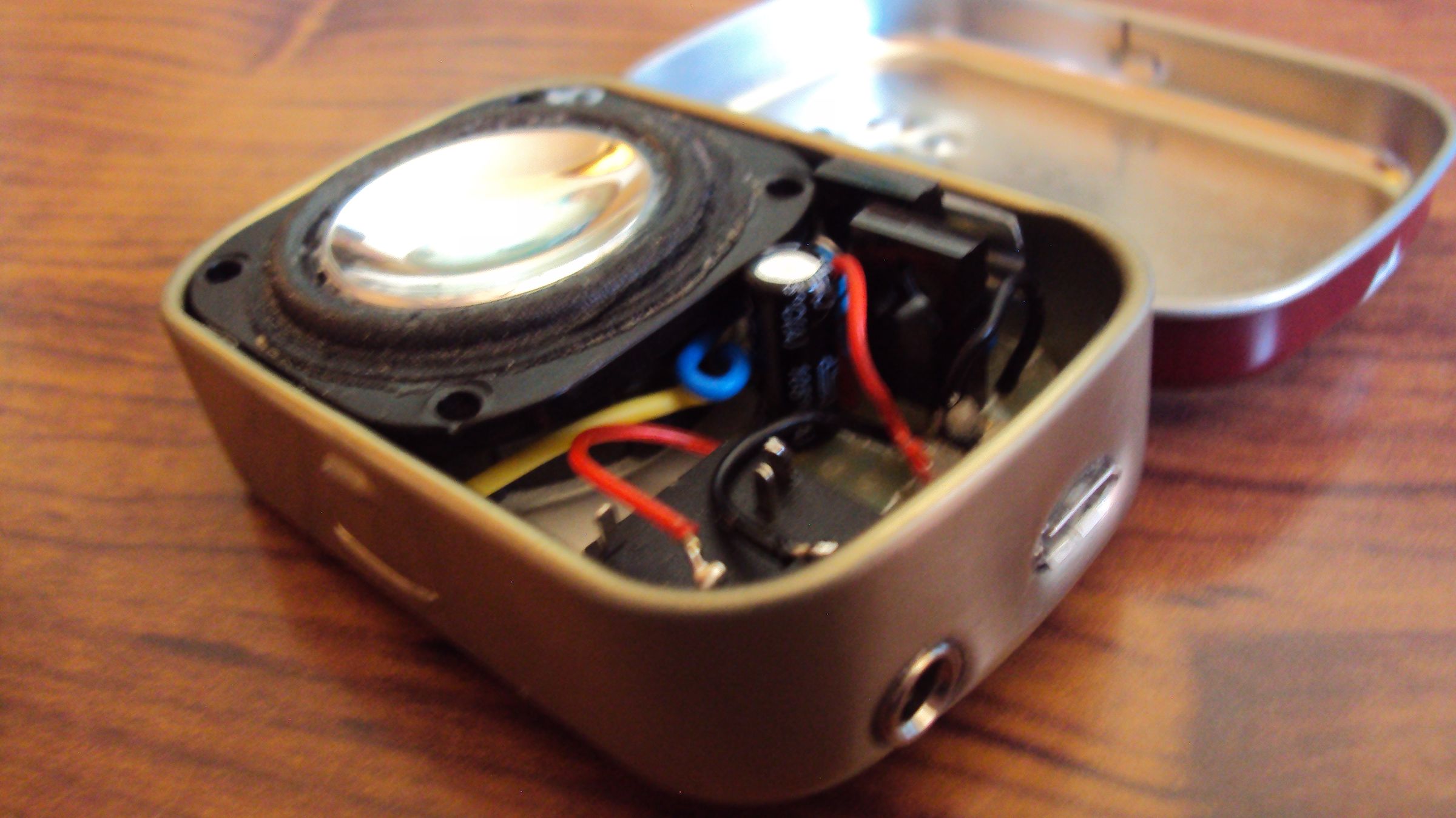 DIY Easy Altoids Smalls Speaker (with Amplifier Circuit) : 6 Steps (with Pictures) - Instructables