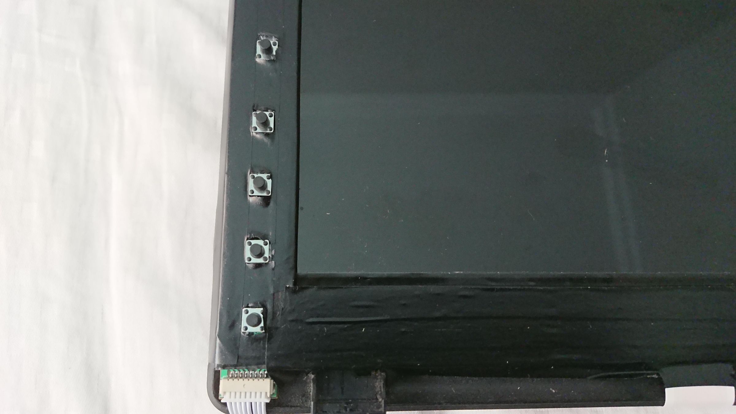 Repurposed Laptop Monitor Version 2.0 : 5 Steps - Instructables