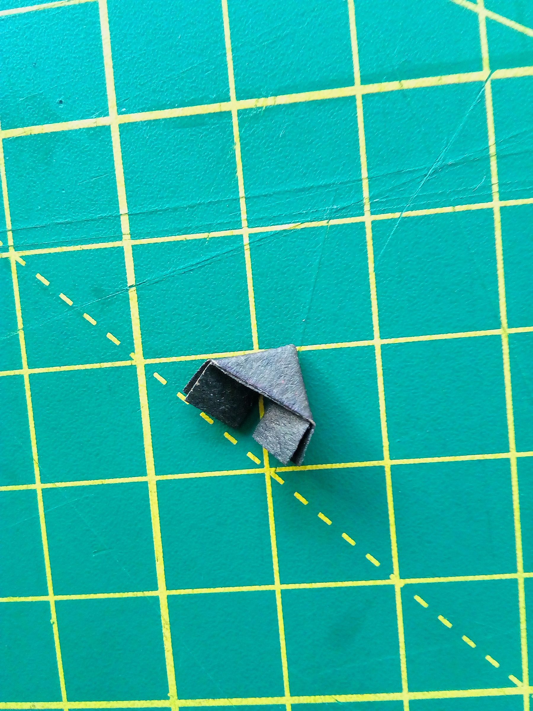 Origami Key Chain : 9 Steps (with Pictures) - Instructables