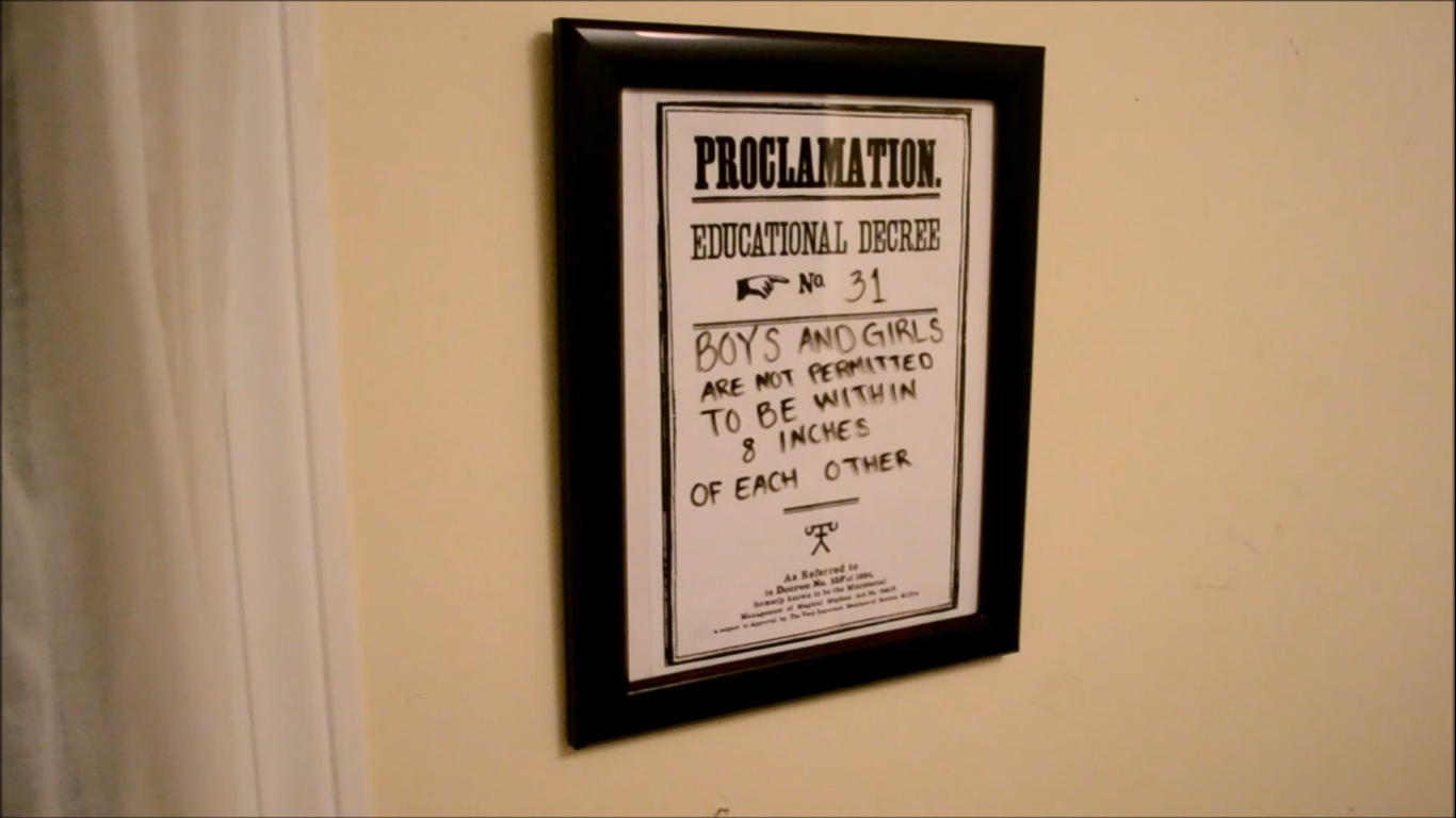 Harry Potter Dry Erase Proclamation DIY | CassKnowlton - Instructables