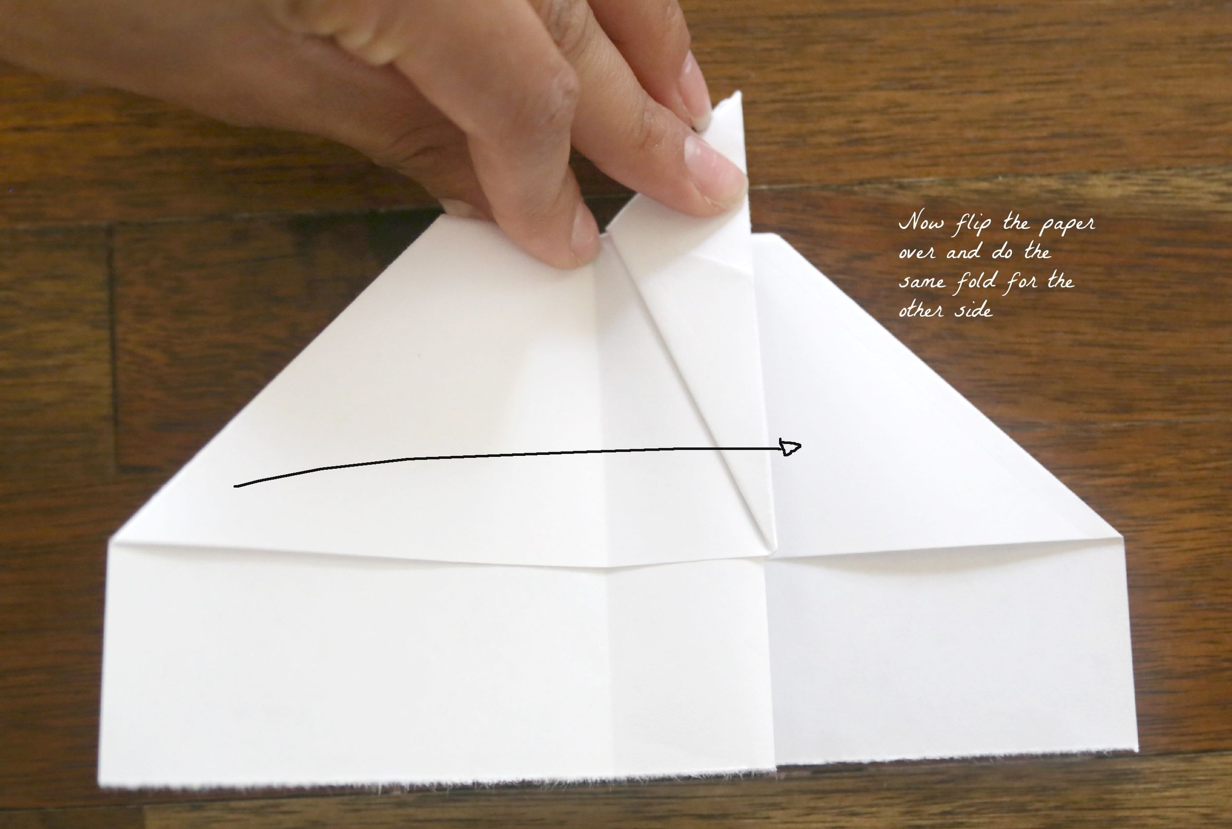Finest Paper Plane : 4 Steps (with Pictures) - Instructables