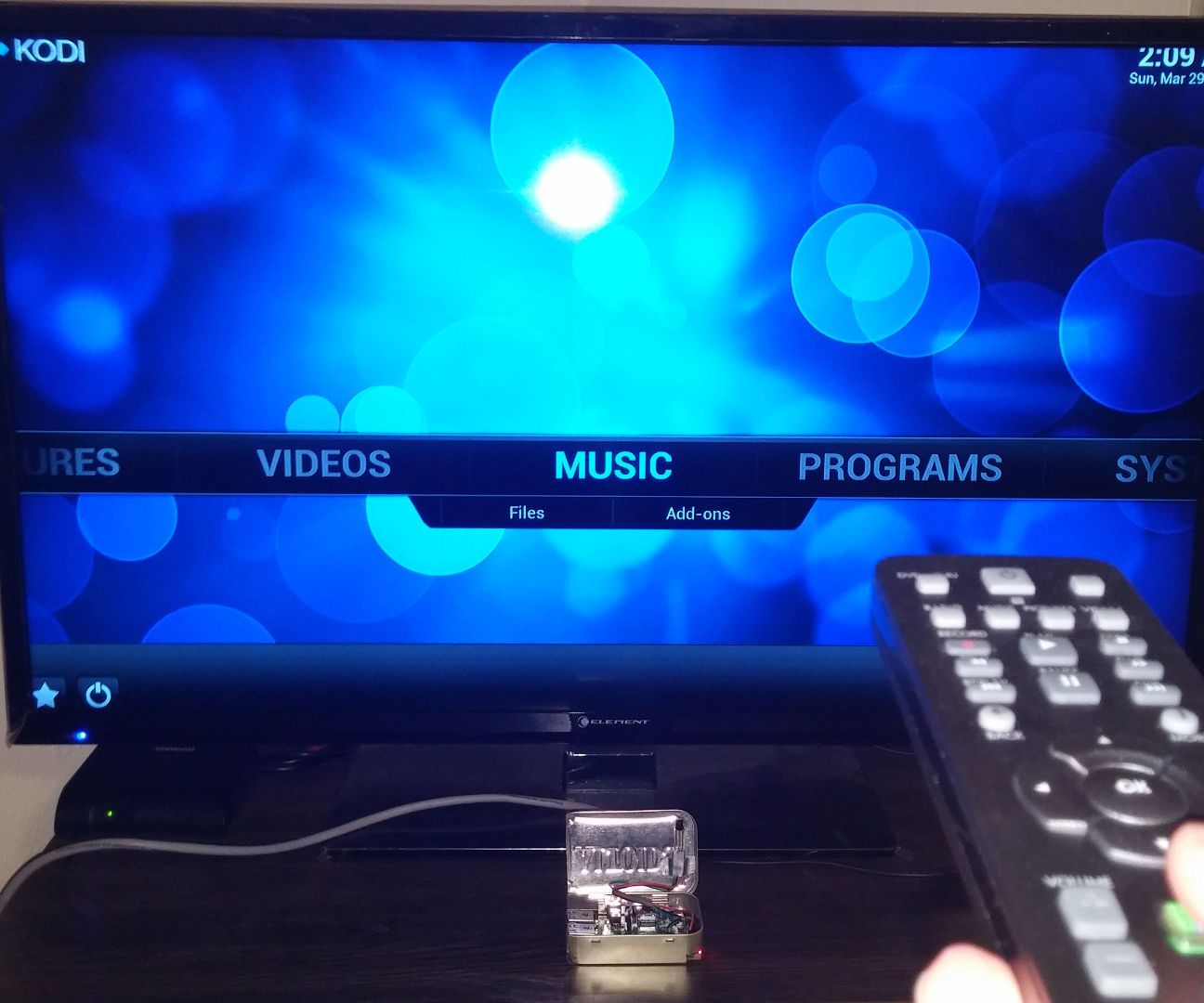 Raspberry Pi 2 Media Center: Kodi on XBian : 7 Steps (with Pictures) - Instructables