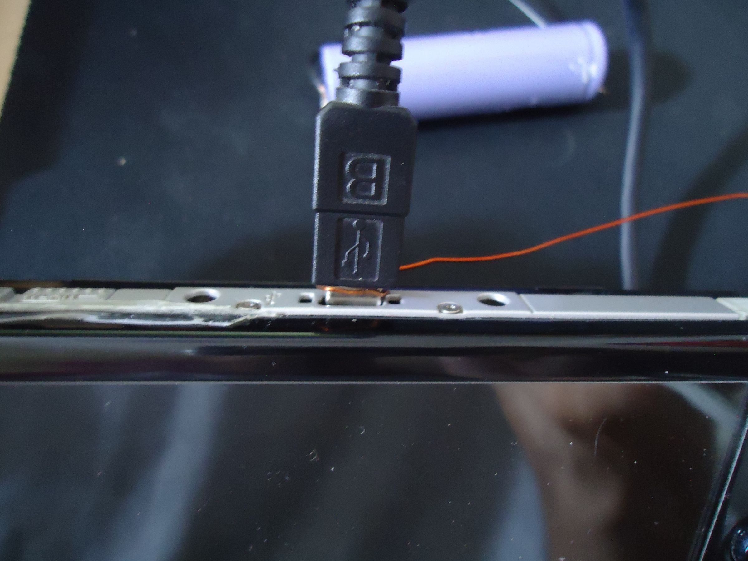 PSP Battery Hack! : 4 Steps - Instructables