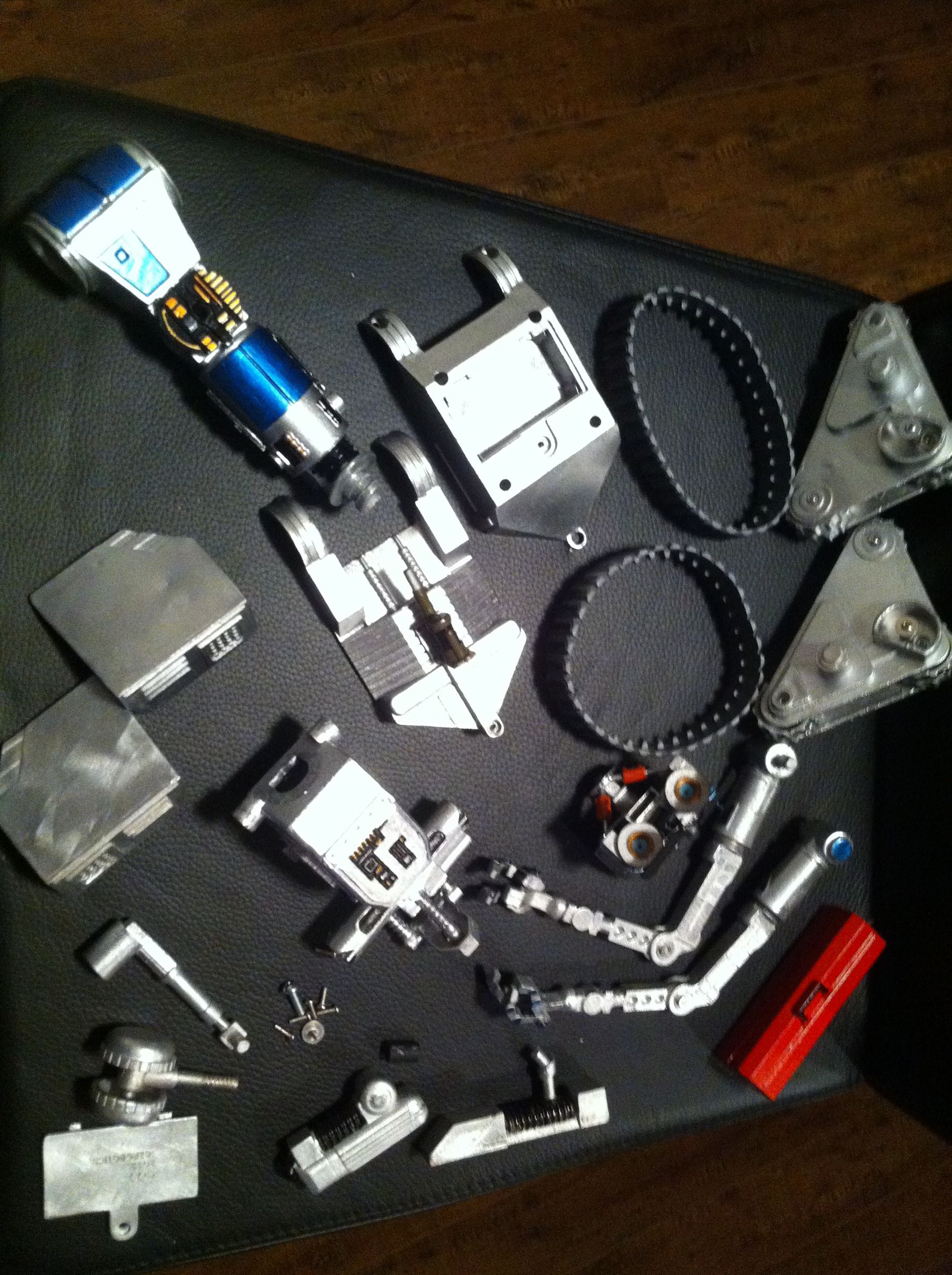 Nova Project J5- Johnny Five Aluminum Robot V : 4 Steps - Instructables