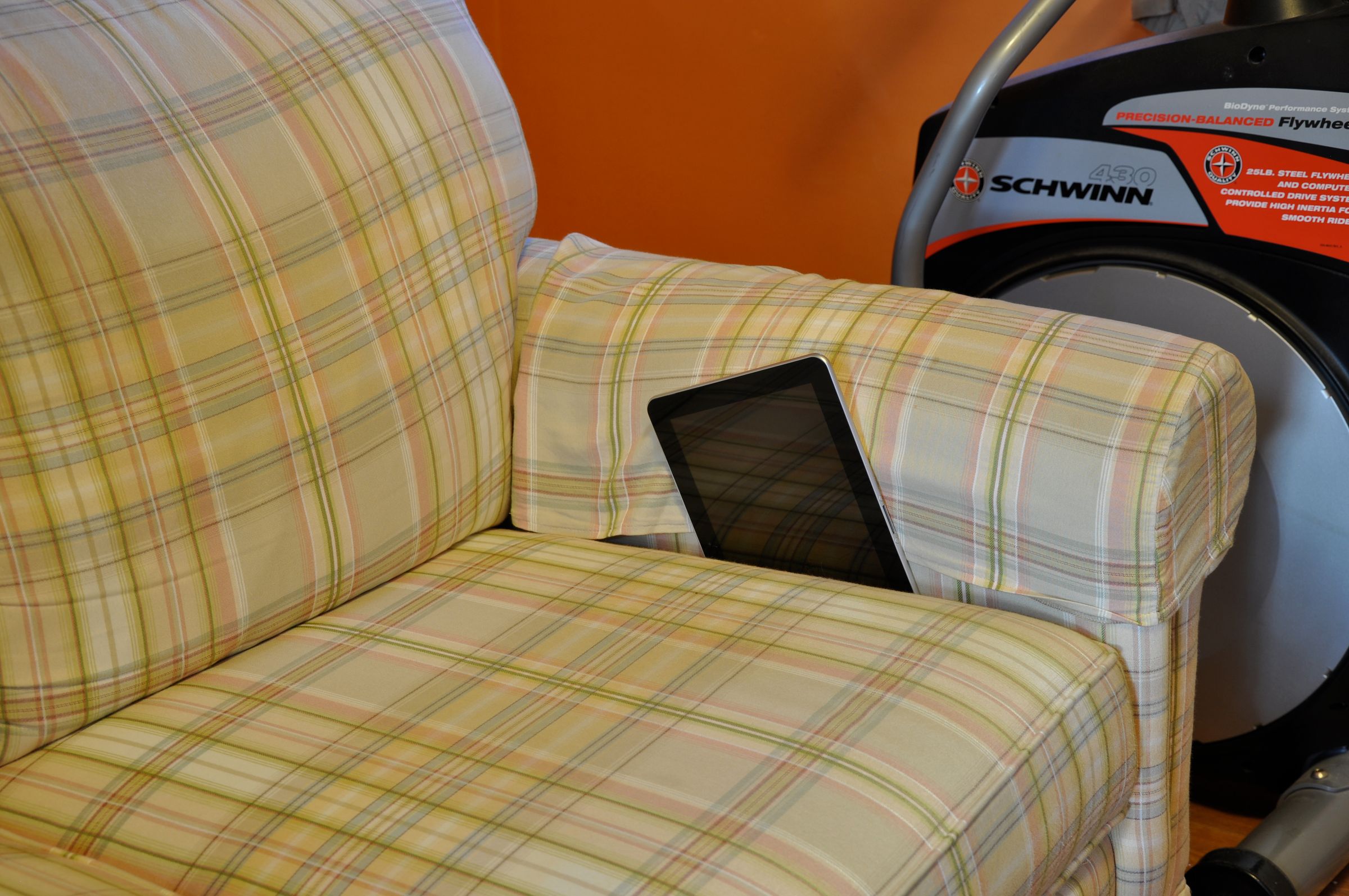 Hidden Couch Caddy : 7 Steps (with Pictures) - Instructables