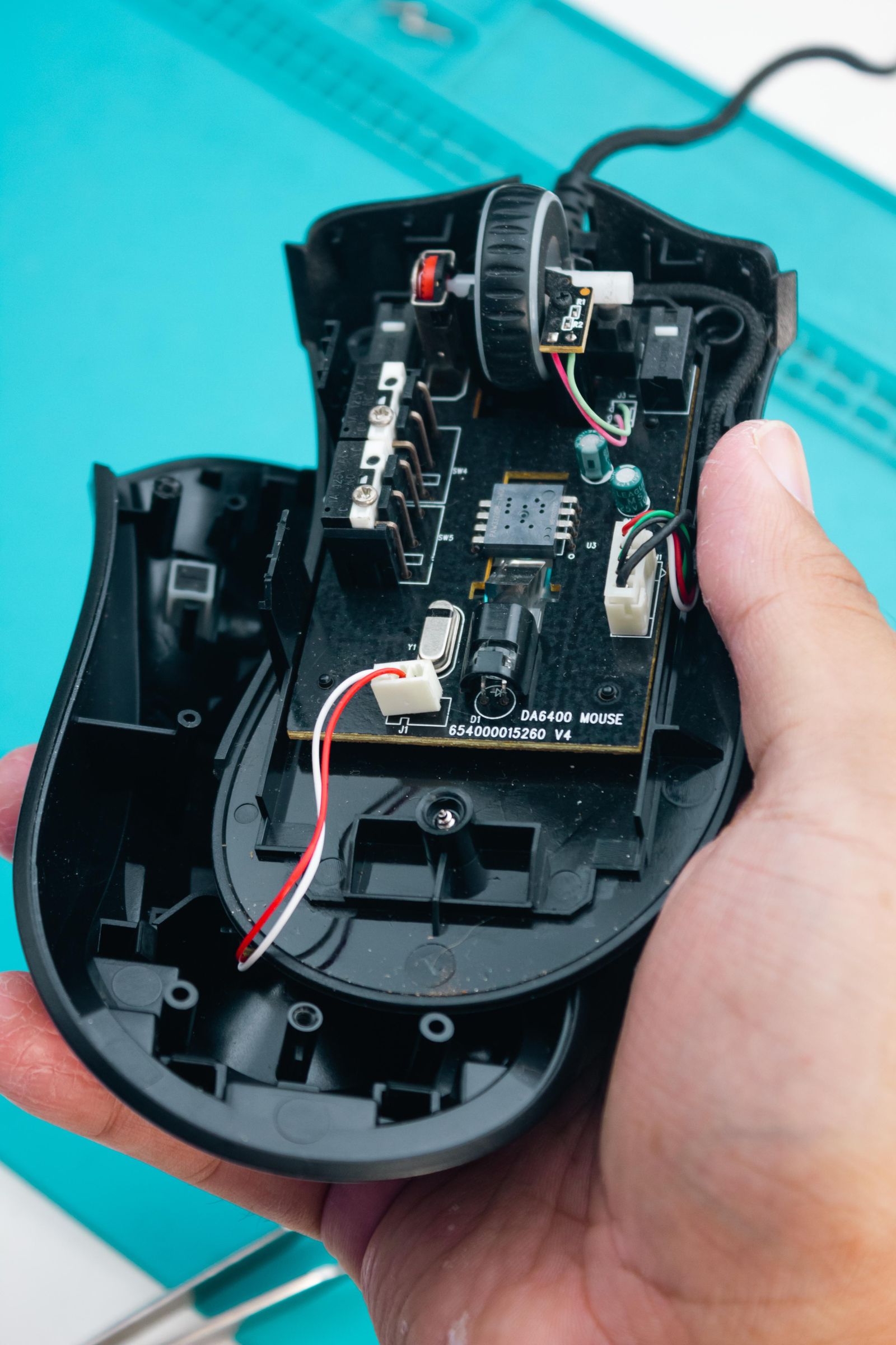 How to Fix a Broken Gaming Mouse Clicker! : 10 Steps (with Pictures) - Instructables